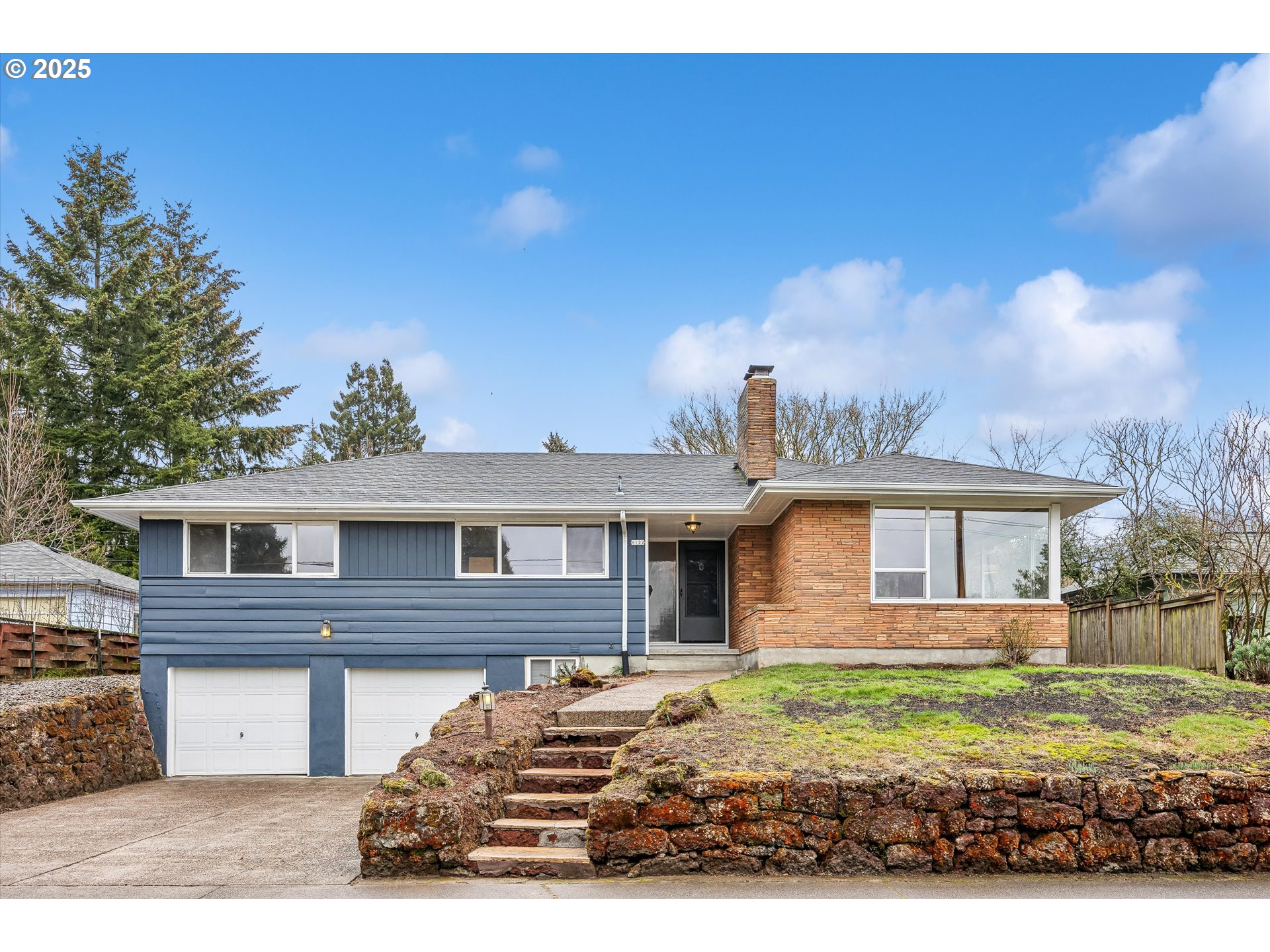 6122 SW 45th Ave, Portland, OR 97221 - MLS 728586147 - Coldwell Banker