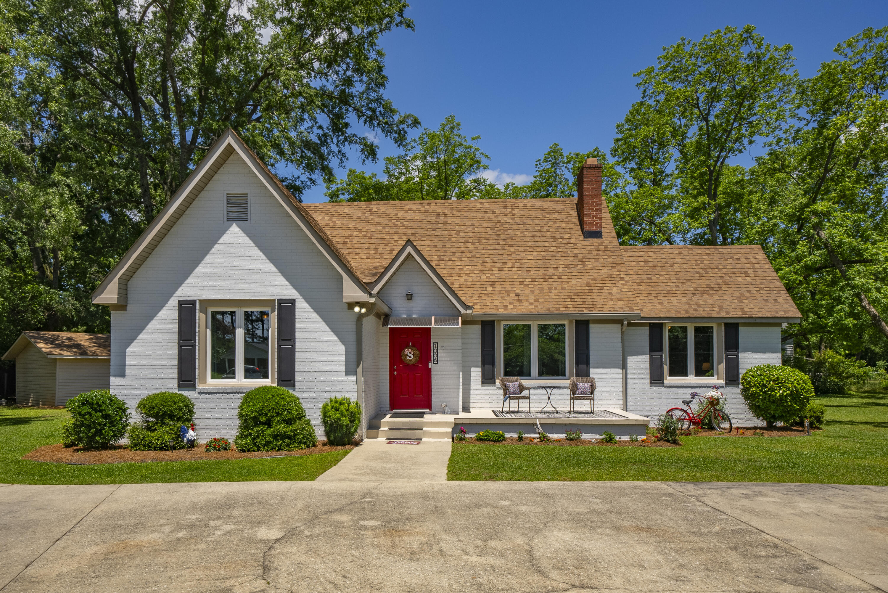 1006 W Main St, Ridge Spring, SC 29129 - MLS 217220 - Coldwell Banker