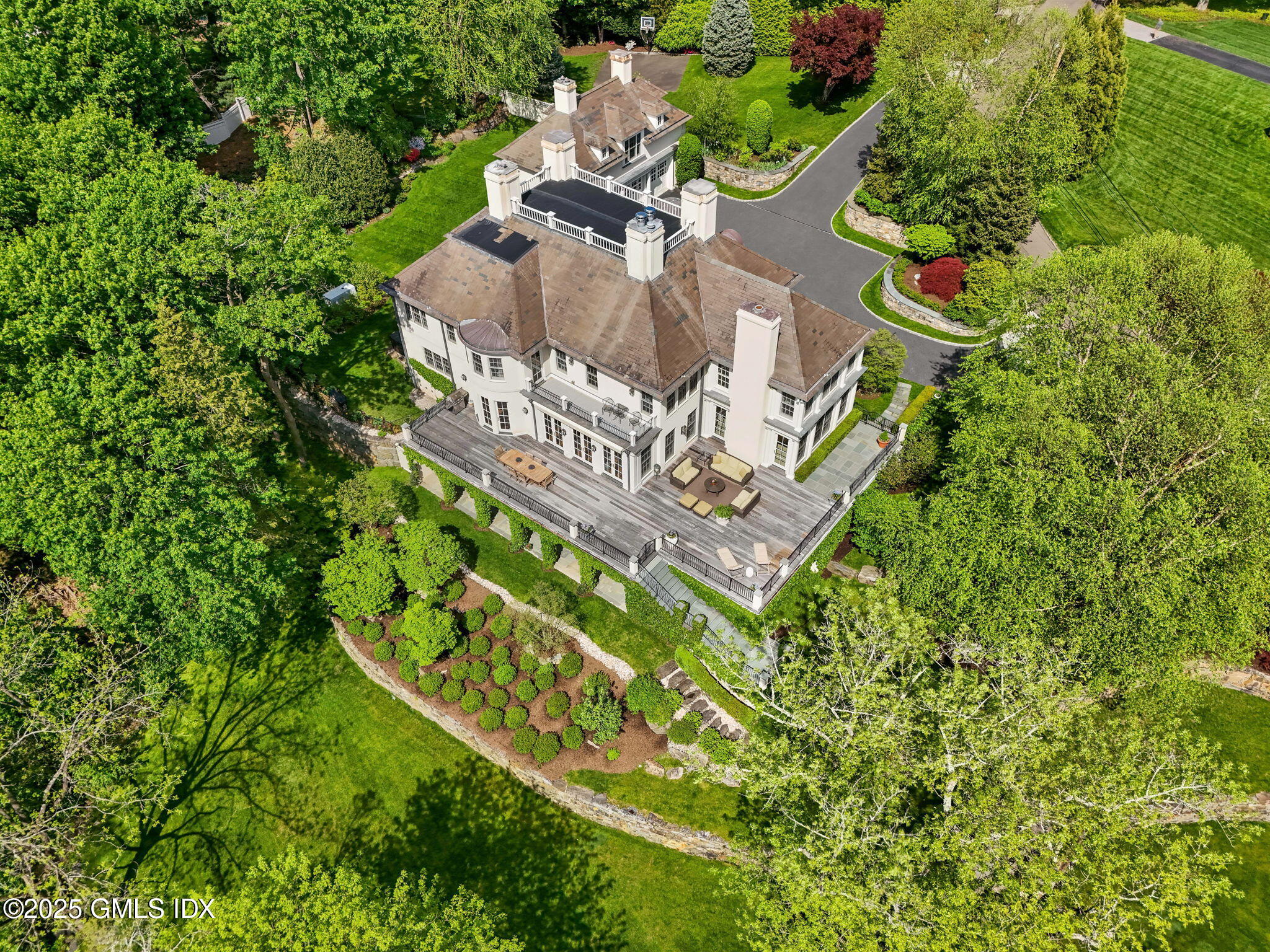 55 Calhoun Dr, Greenwich, CT 06831 - MLS 122791 - Coldwell Banker