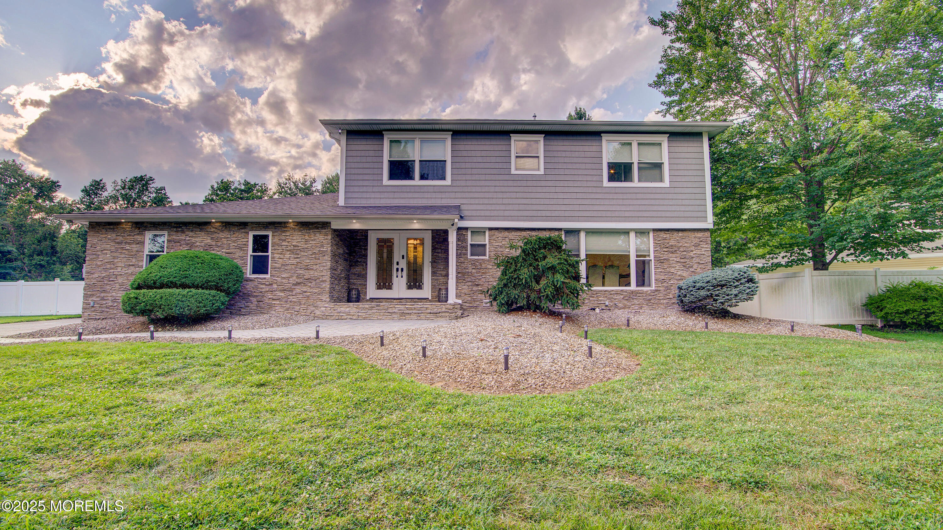 2 Alison Ct, Marlboro Township, NJ 07746 - MLS 22521780 - Coldwell Banker