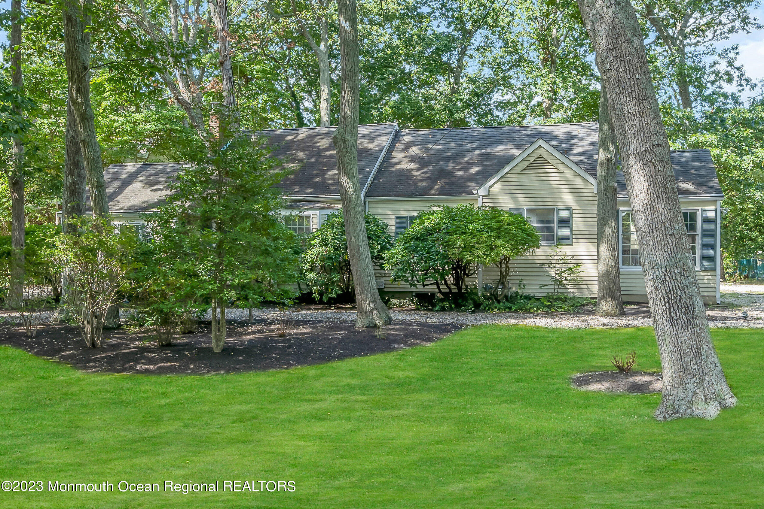 1007 Forrest Rd Brielle Nj 08730 Mls 22326746 Coldwell Banker
