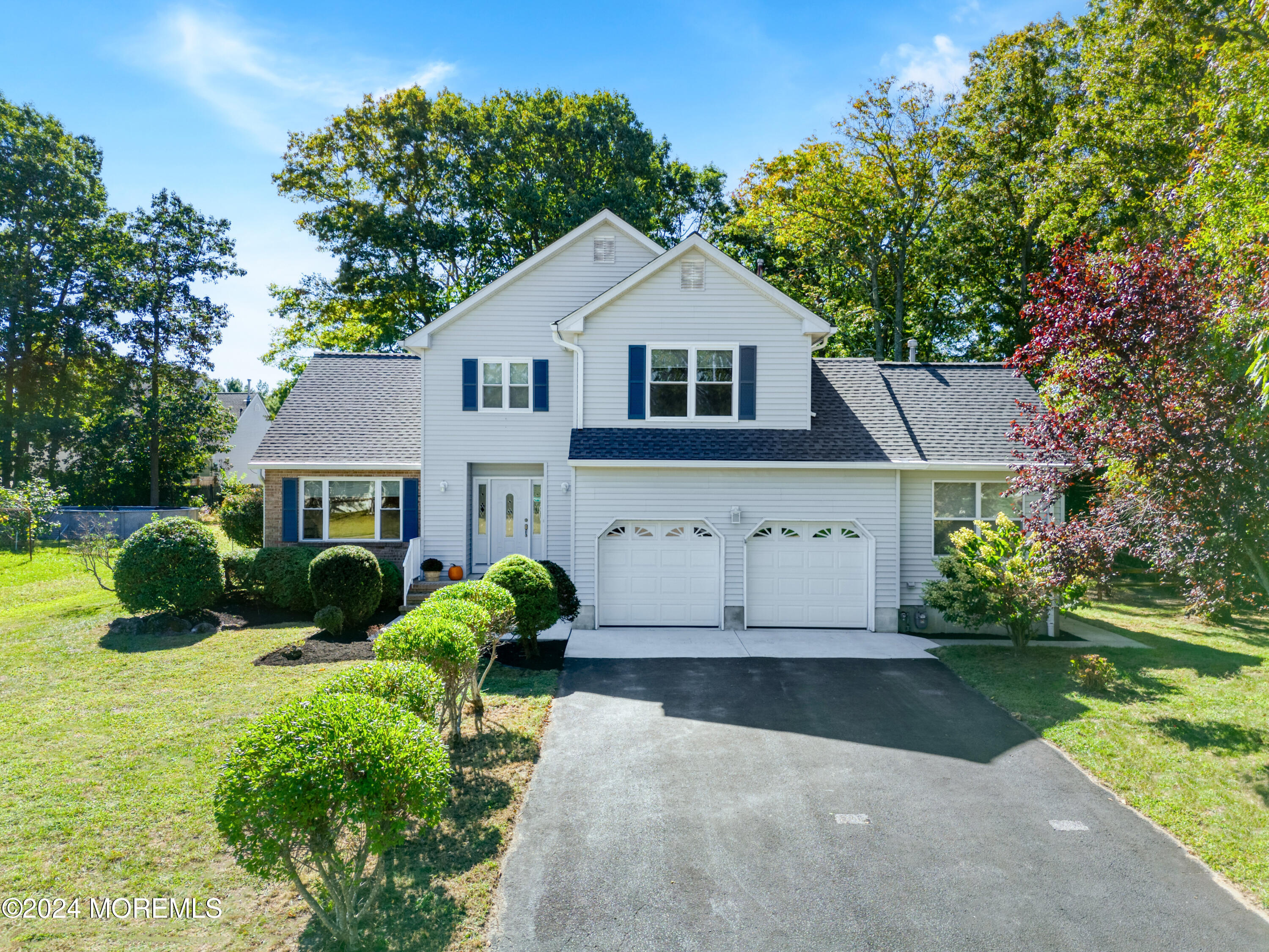 6 Michelle Ln, Bayville, NJ 08721 - MLS 22429598 - Coldwell Banker