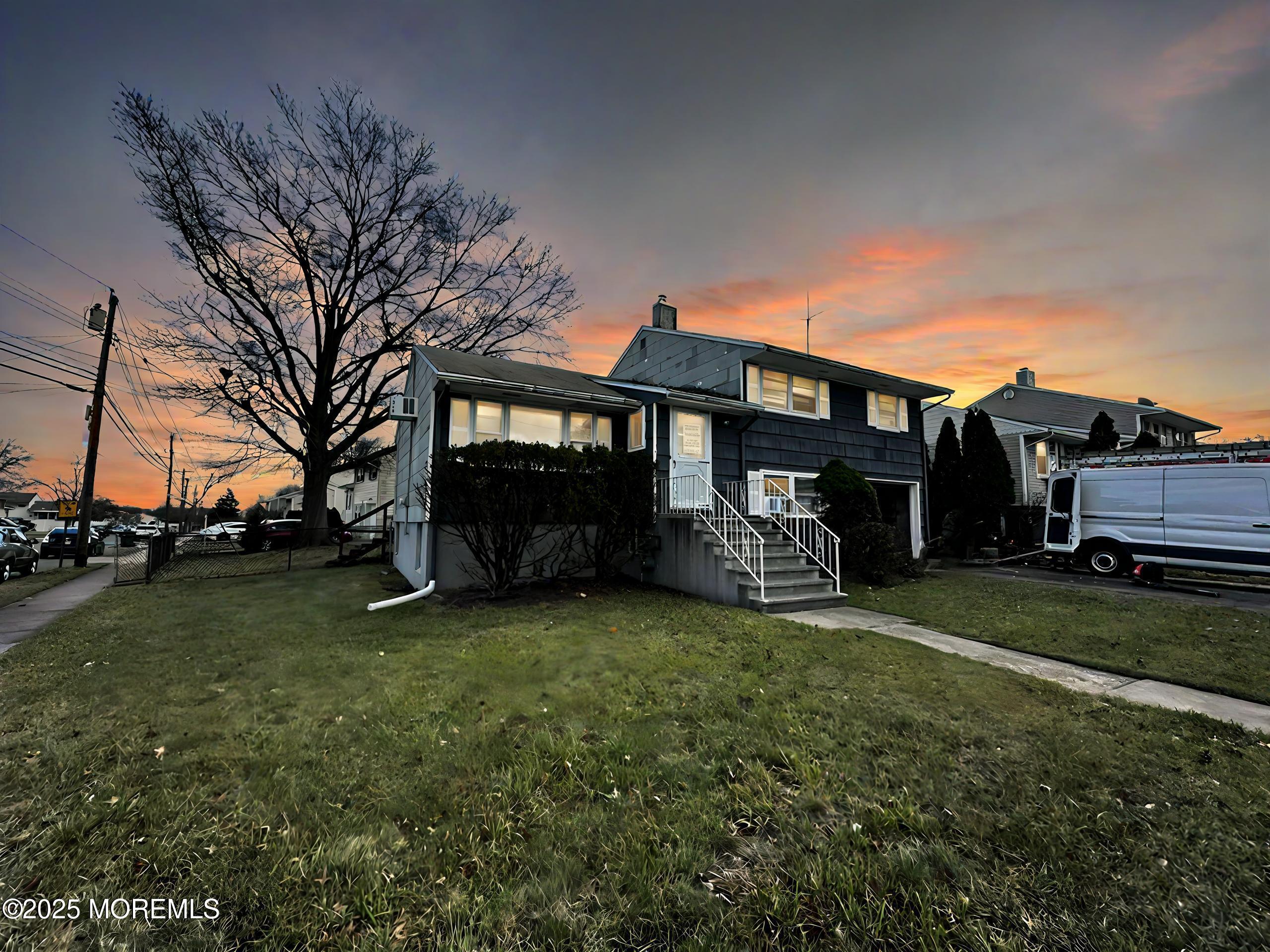 3 Tracey Dr, Fords, NJ 08863 - MLS 22501811 - Coldwell Banker