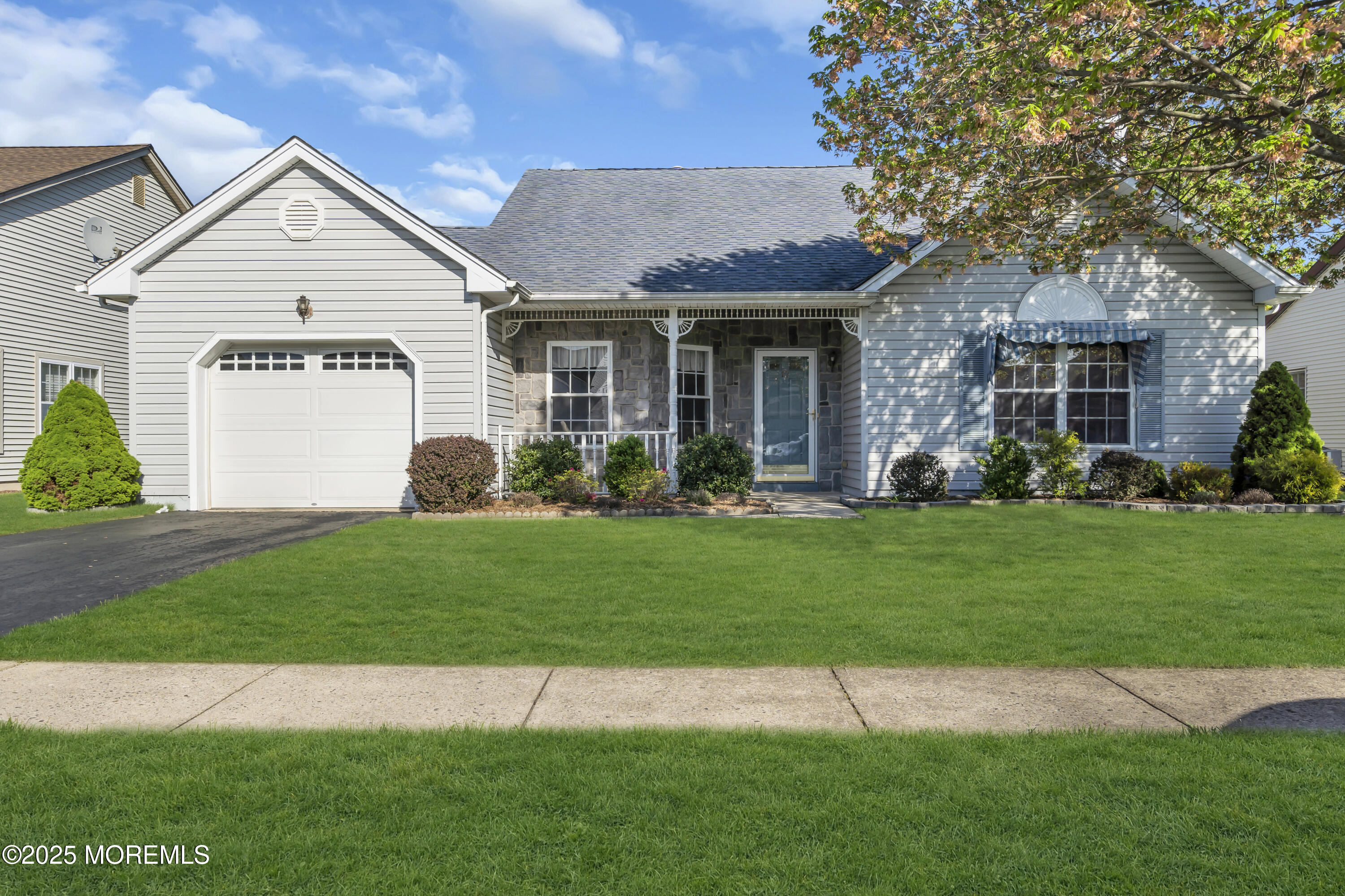 12 Devin Ln, Brick, NJ 08723 - MLS 22512331 - Coldwell Banker