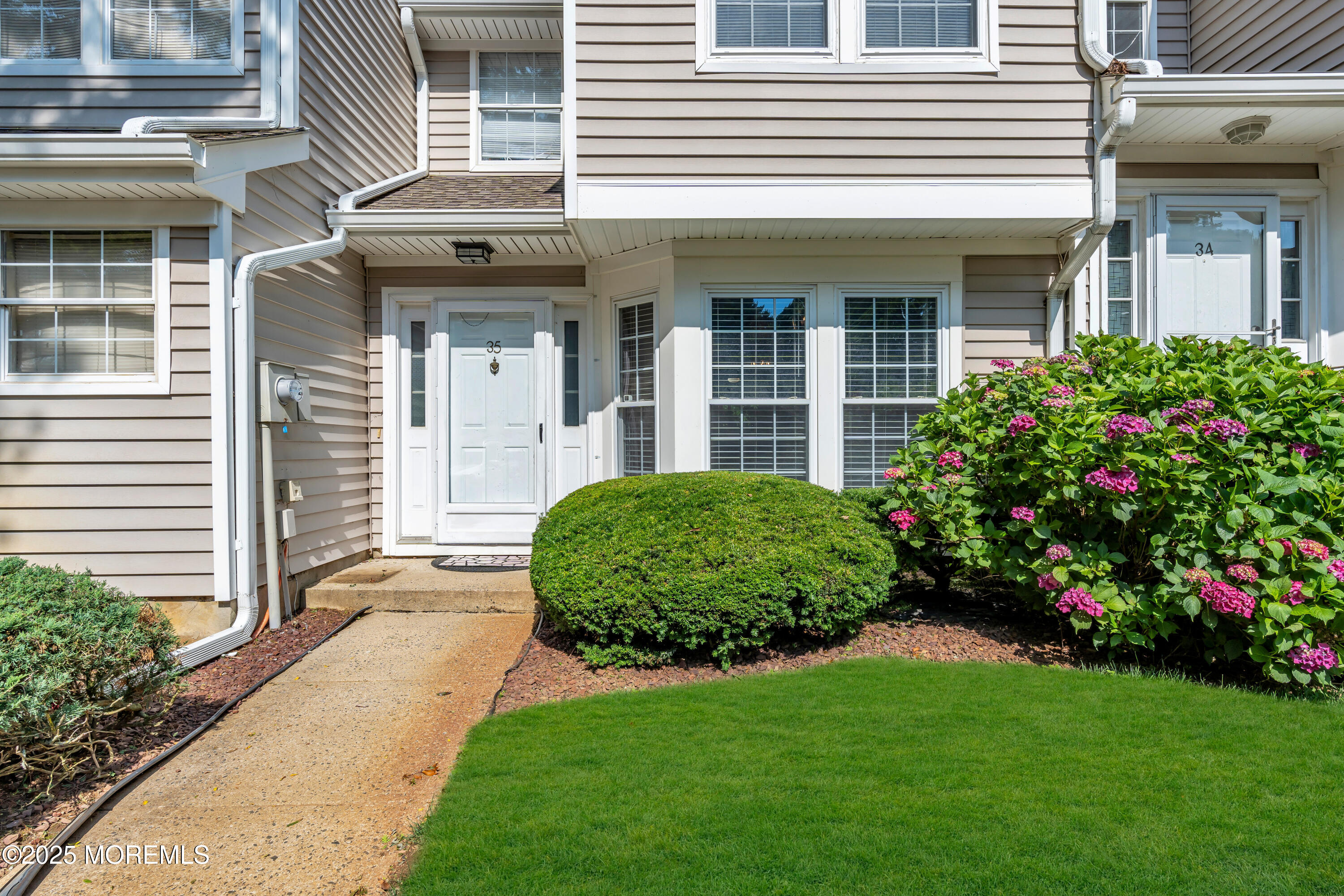 35 Duncan Way, Freehold, NJ 07728 - MLS 22518882 - Coldwell Banker