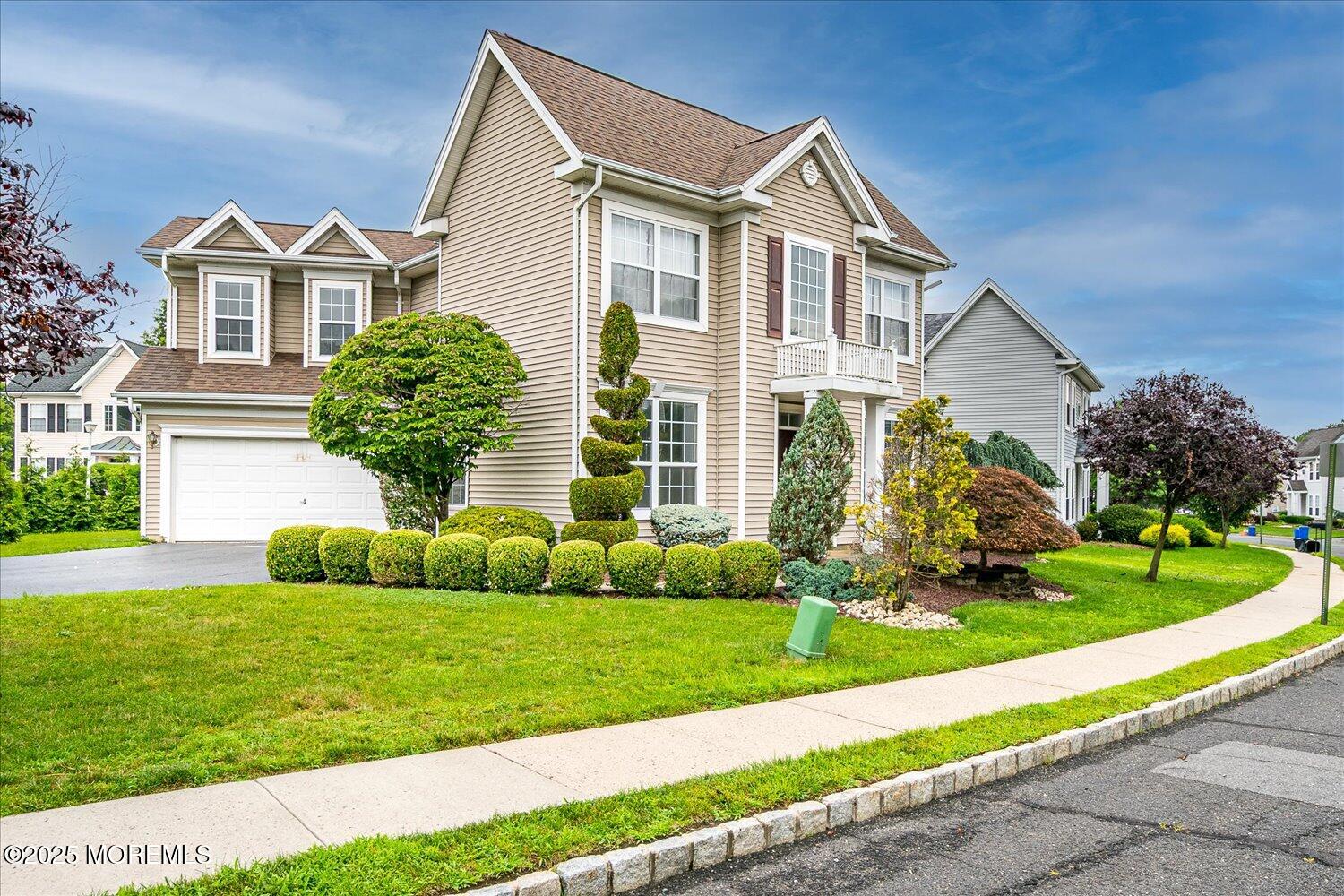 8 Isabel Ct, Morganville, NJ 07751 - MLS 22520048 - Coldwell Banker