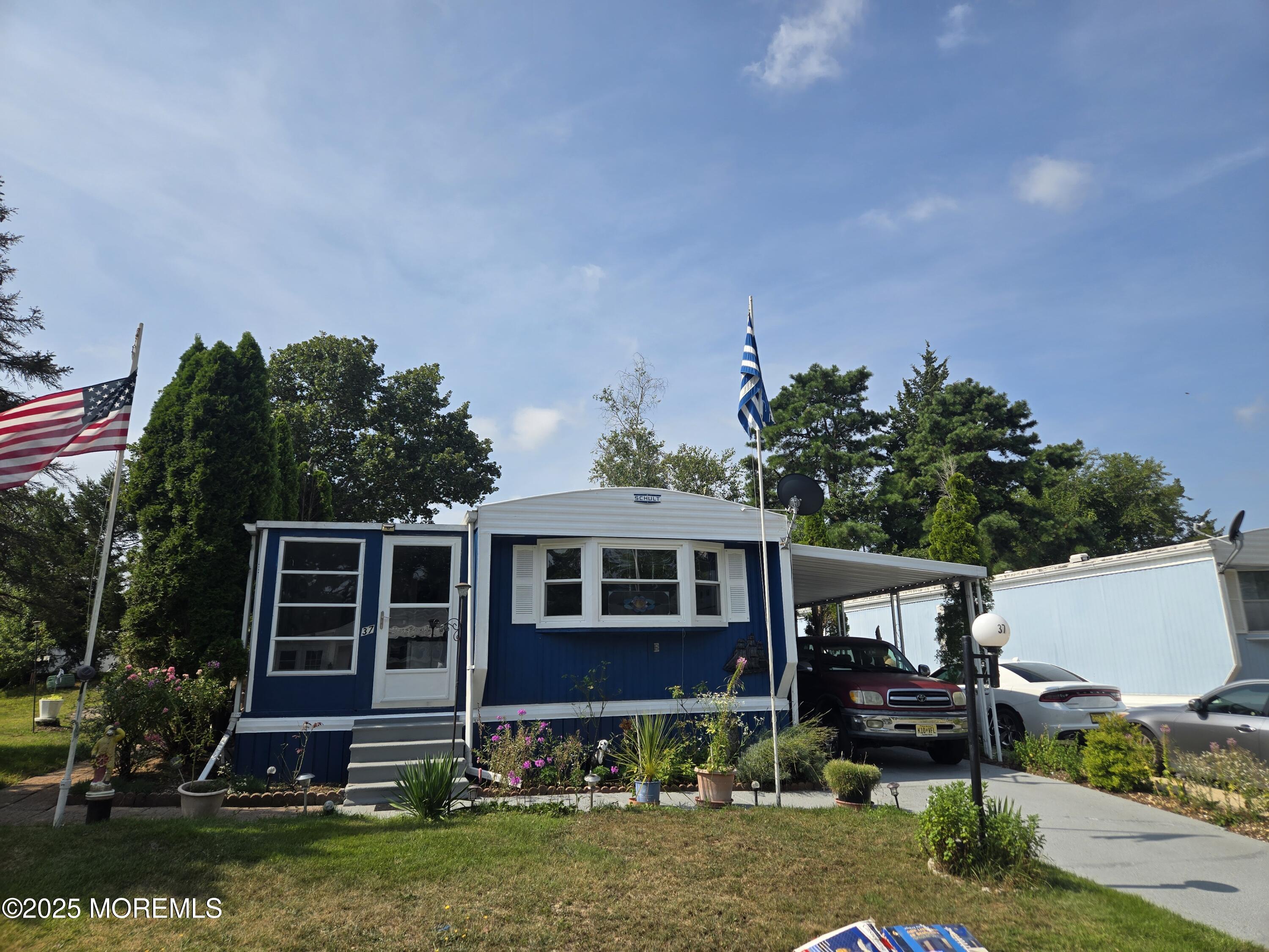 37 Nancy Ln, Barnegat, NJ 08005 - MLS 22524978 - Coldwell Banker