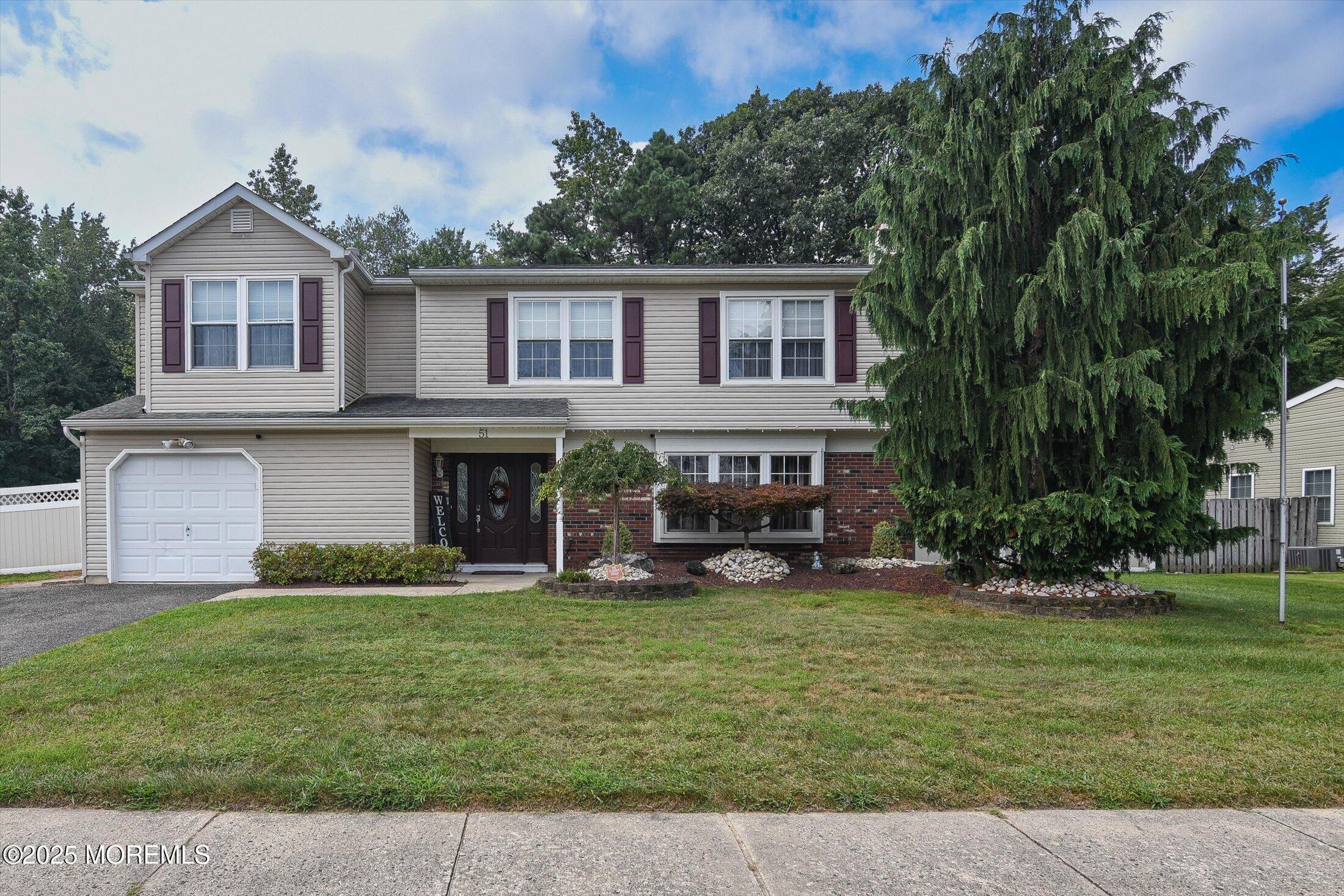 51 Hedgewood Rd, Howell Township, NJ 07731 - MLS 22525317 - Coldwell Banker
