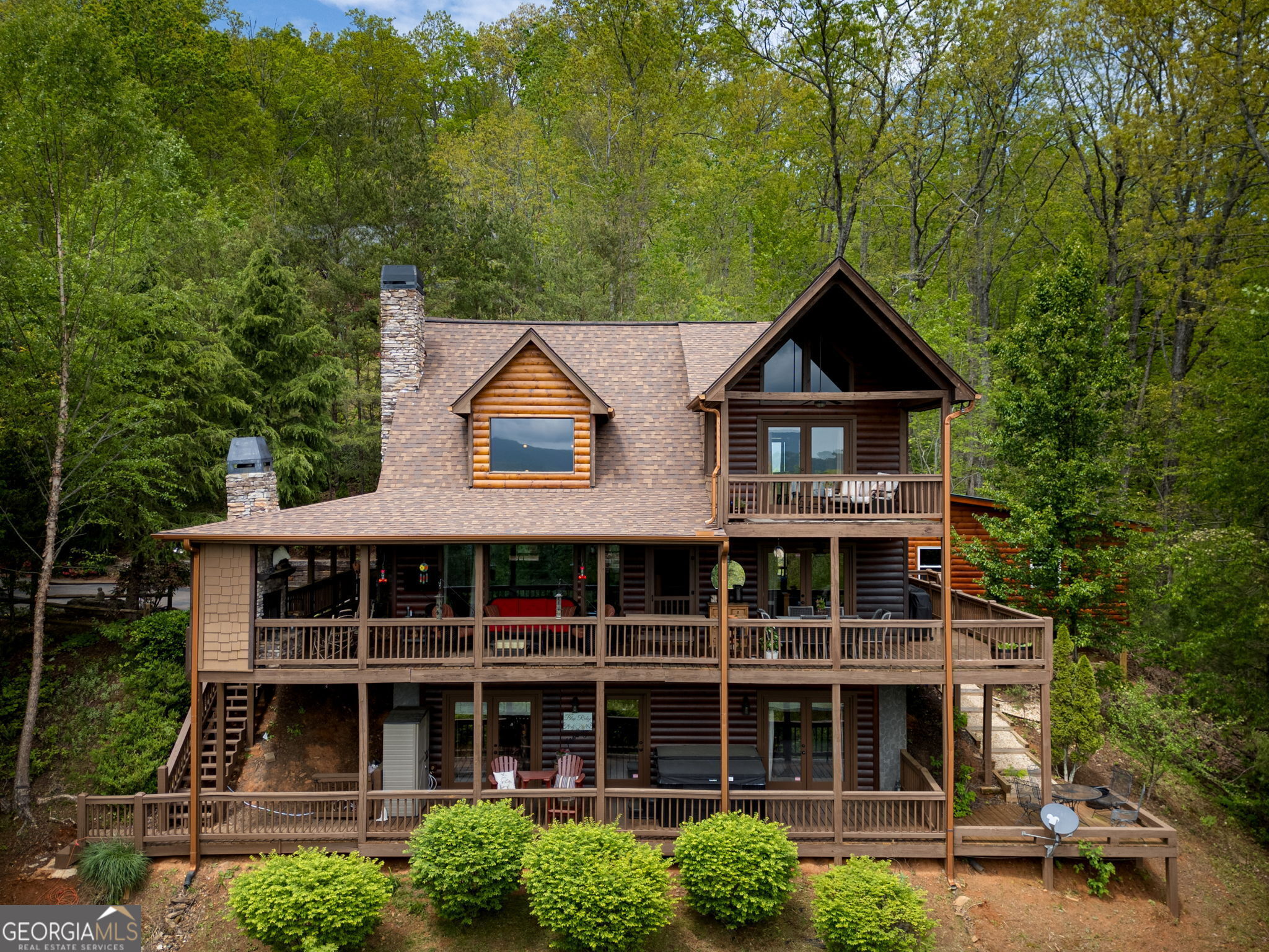 940 Whispering Lake Dr, Blue Ridge, GA 30513 - MLS 10507308 - Coldwell ...