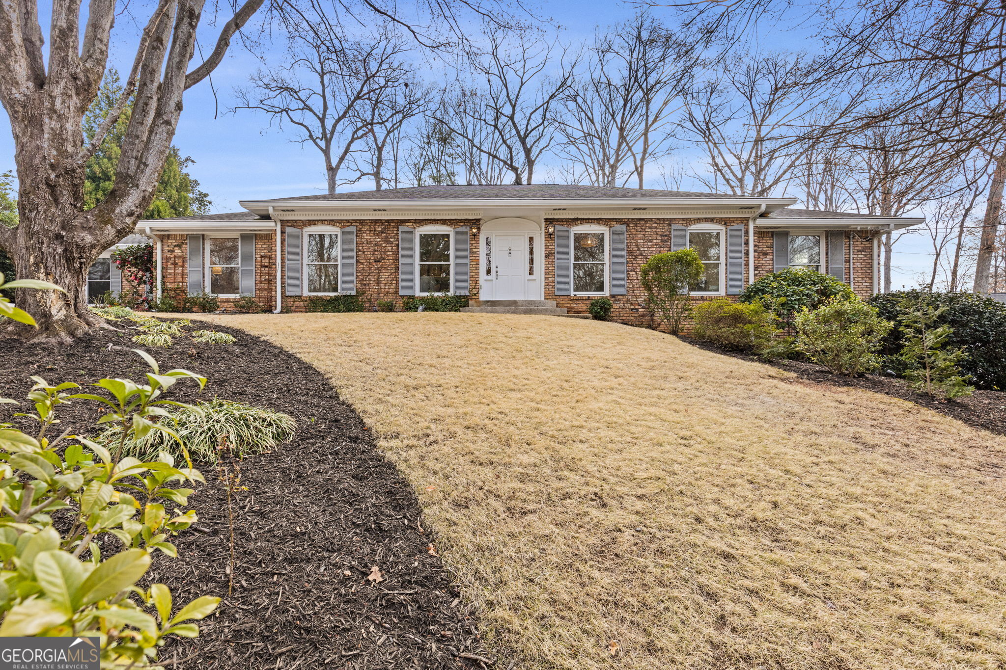 4755 Huntley Dr, Atlanta, GA 30342 - MLS 10469064 - Coldwell Banker