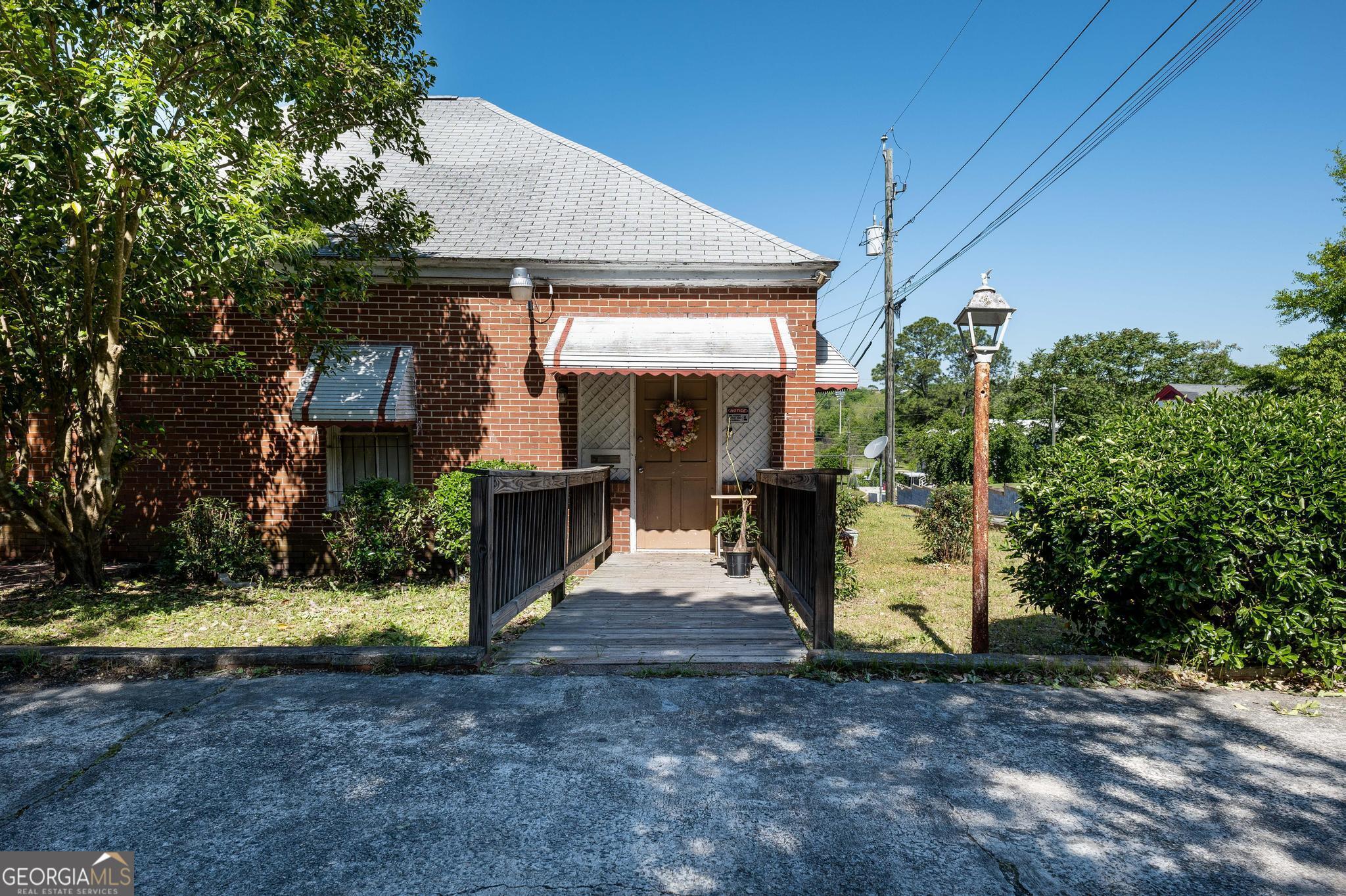 738 Liberty St, Macon, GA 31201 - MLS 10501241 - Coldwell Banker