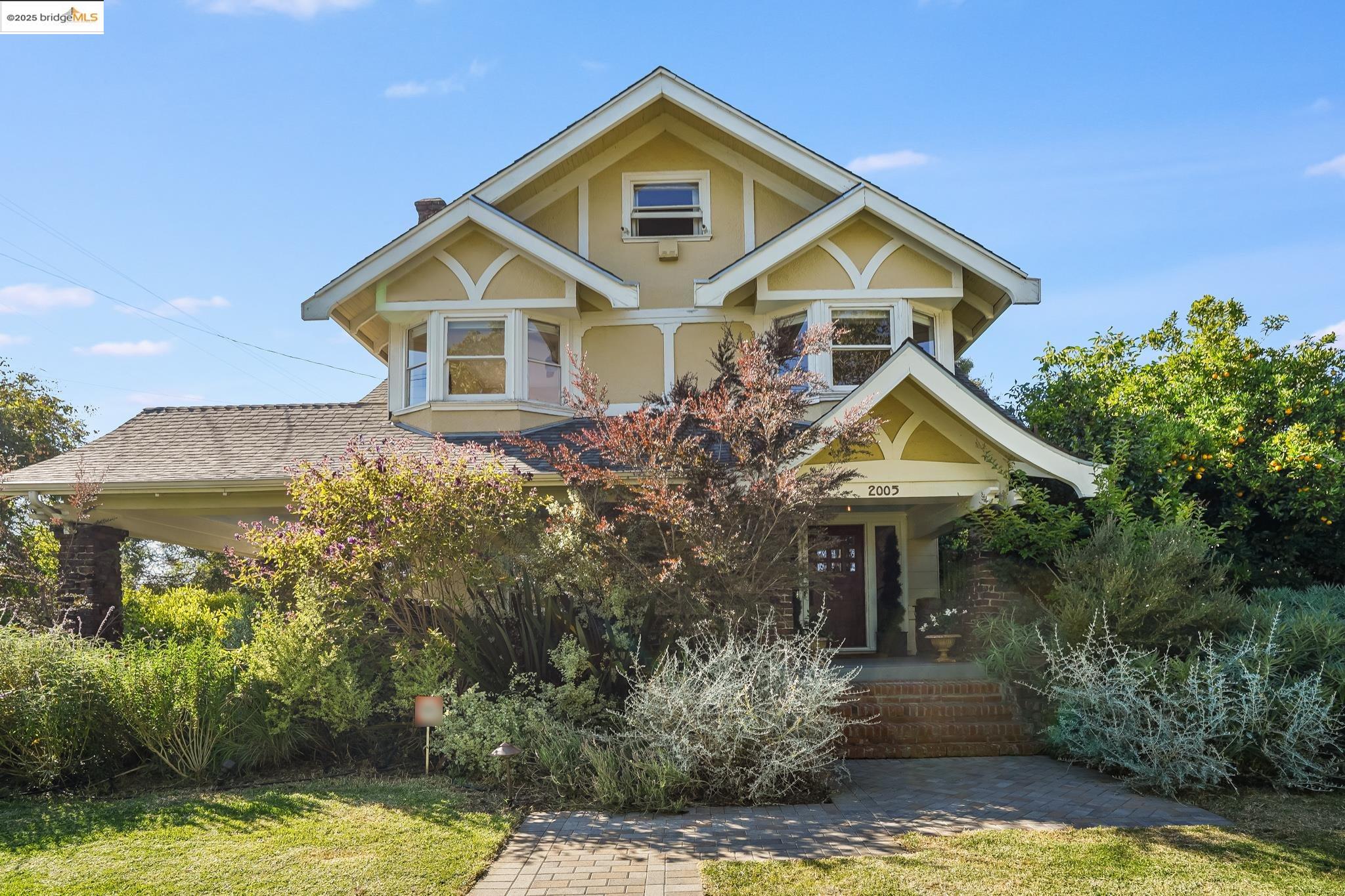 2005 90th Ave, Oakland, CA 94603 - MLS 41101291 - Coldwell Banker