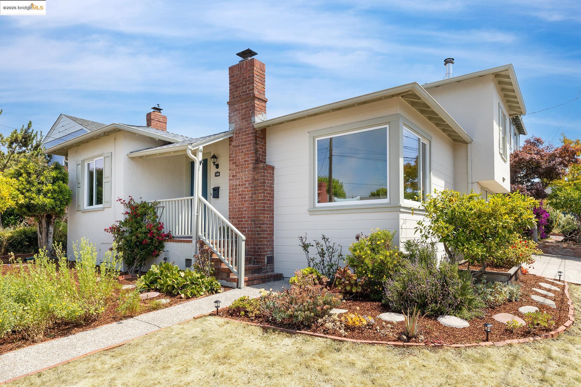 1420 Catherine Dr, Berkeley, CA 94702 - MLS 41108001 - Coldwell Banker