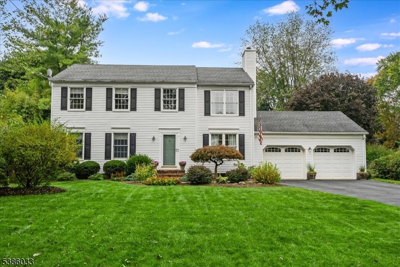32 Cloverhill Dr, Califon, NJ 07830 - MLS 3988382 - Coldwell Banker