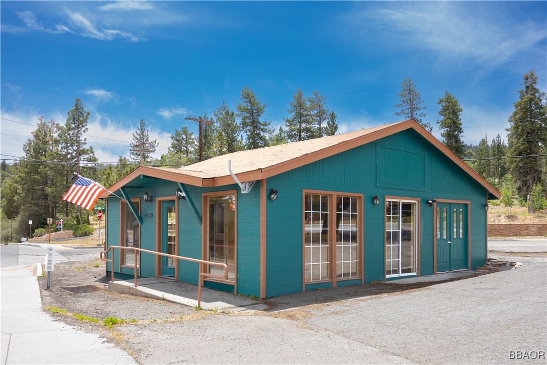 40277 Big Bear Blvd, Big Bear Lake, CA 92315 - MLS 32501592 - Coldwell ...