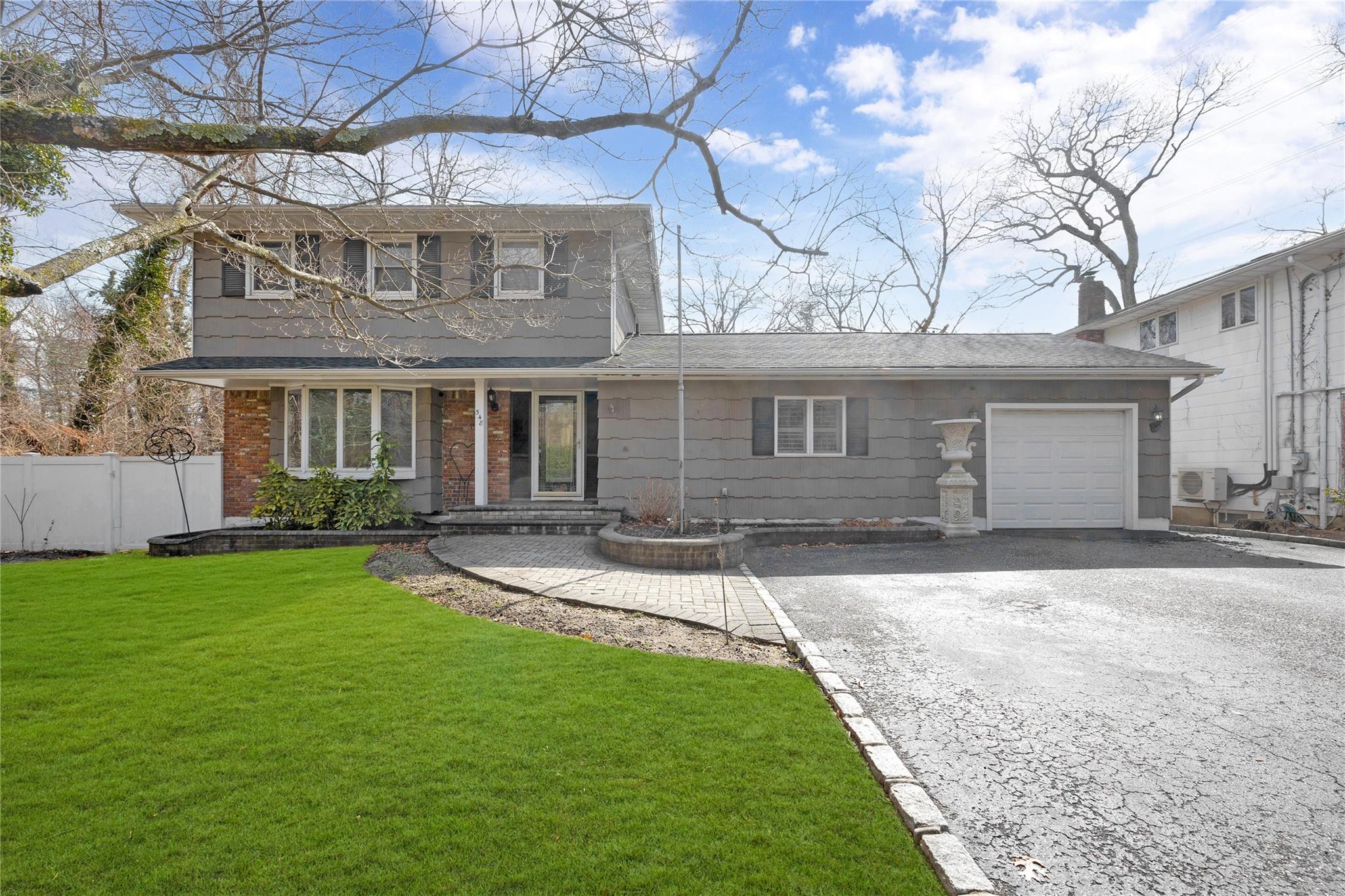 548 New Hwy, Hauppauge, NY 11788 - MLS 831463 - Coldwell Banker