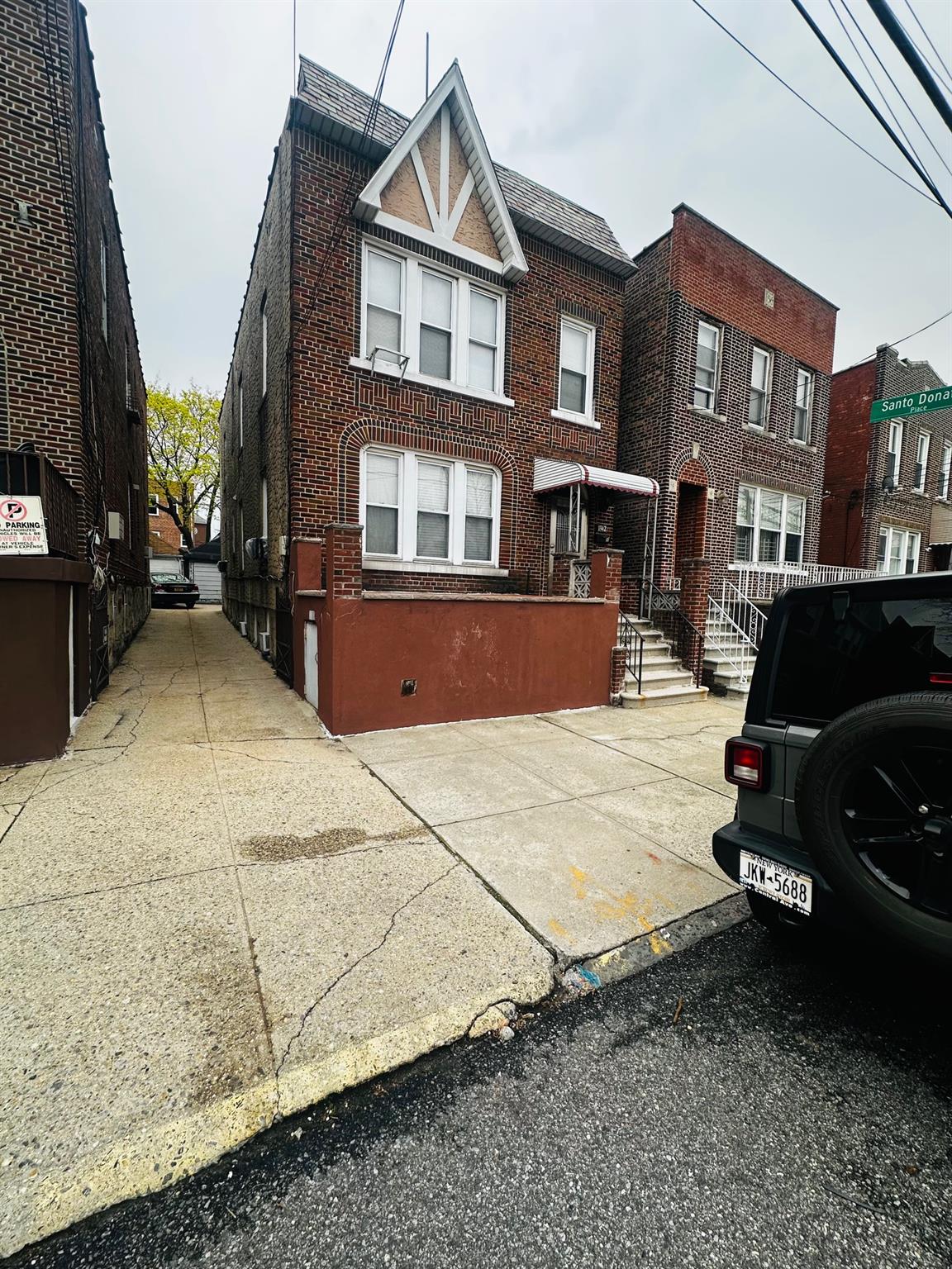 1942 Edison Ave, Bronx, NY 10461 - MLS 849242 - Coldwell Banker