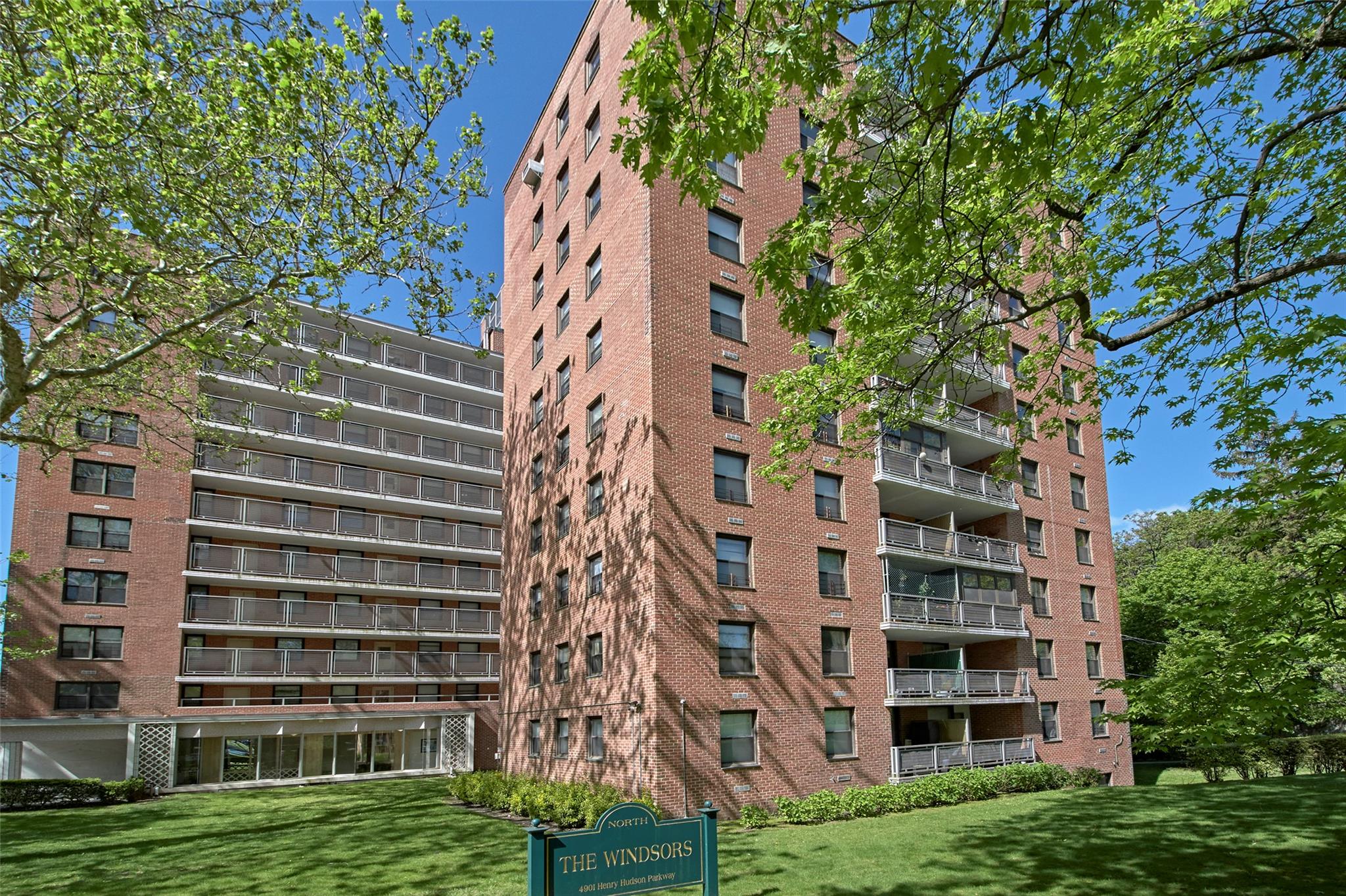 4901 Henry Hudson Pkwy #1M, Bronx, NY 10471 - MLS 859975 - Coldwell Banker