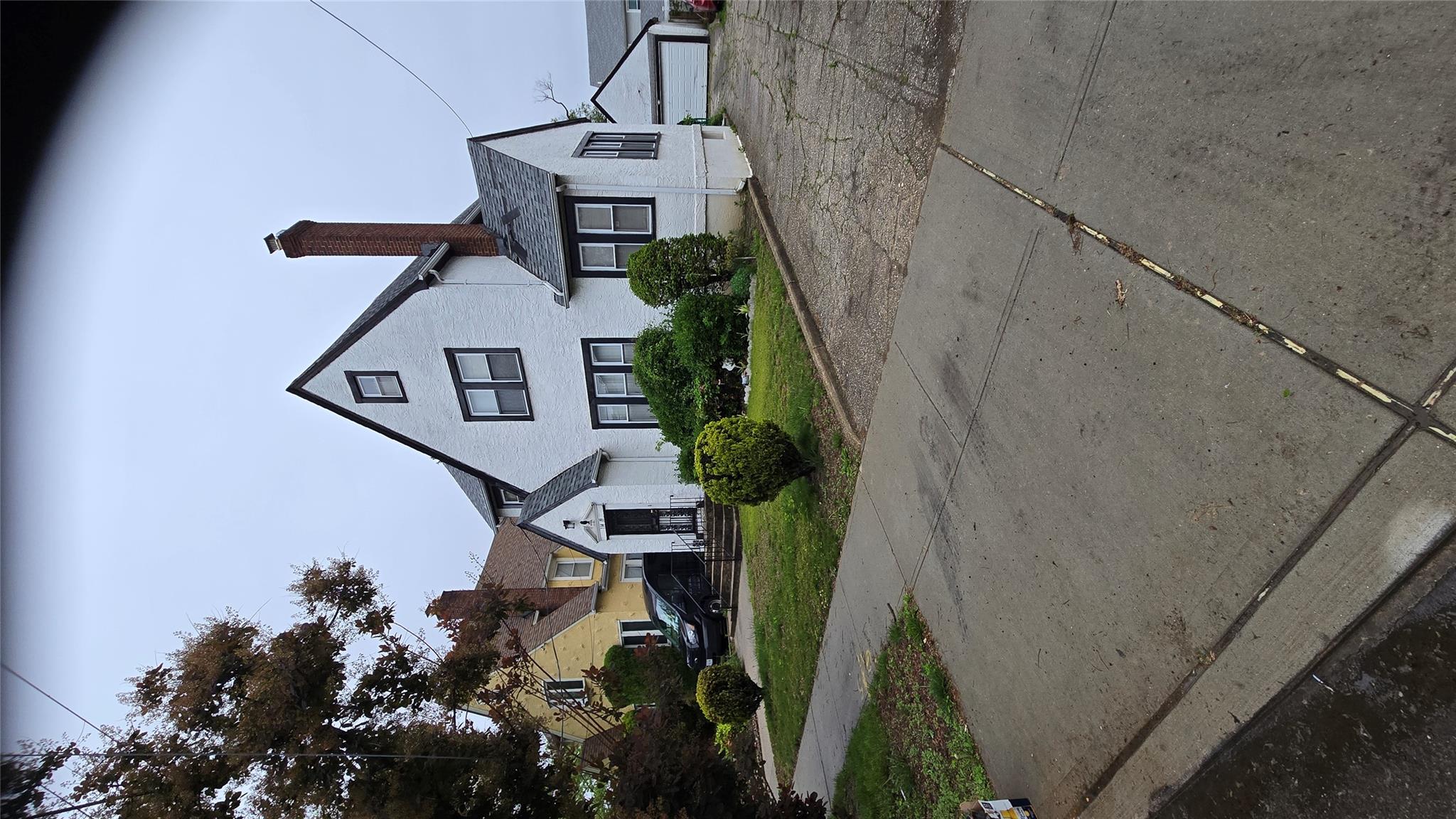 114-19 179th St, Addisleigh Park, NY 11434 - MLS 863802 - Coldwell Banker