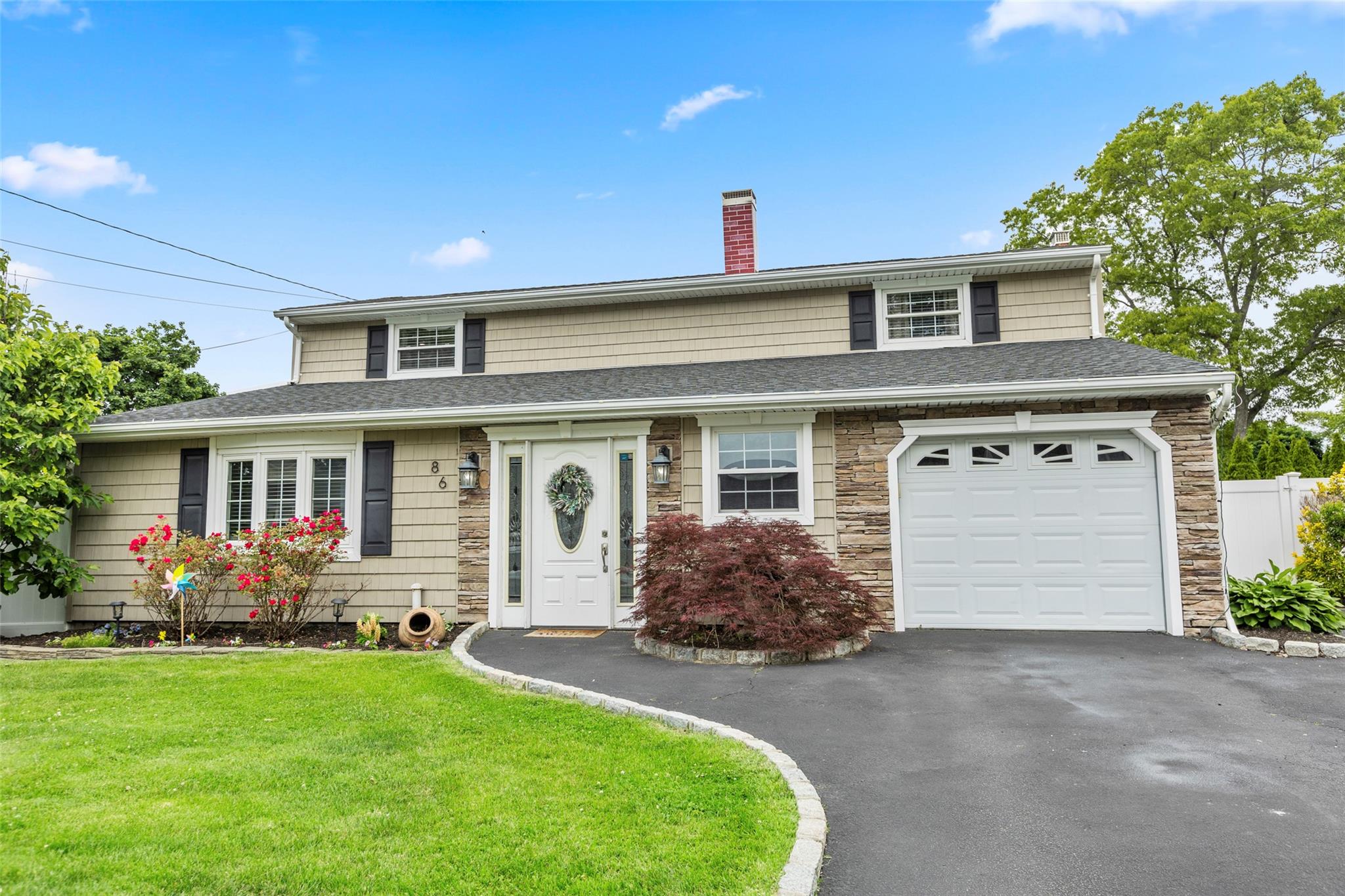 86 Holiday Park Dr, Centereach, NY 11720 - MLS 868010 - Coldwell Banker