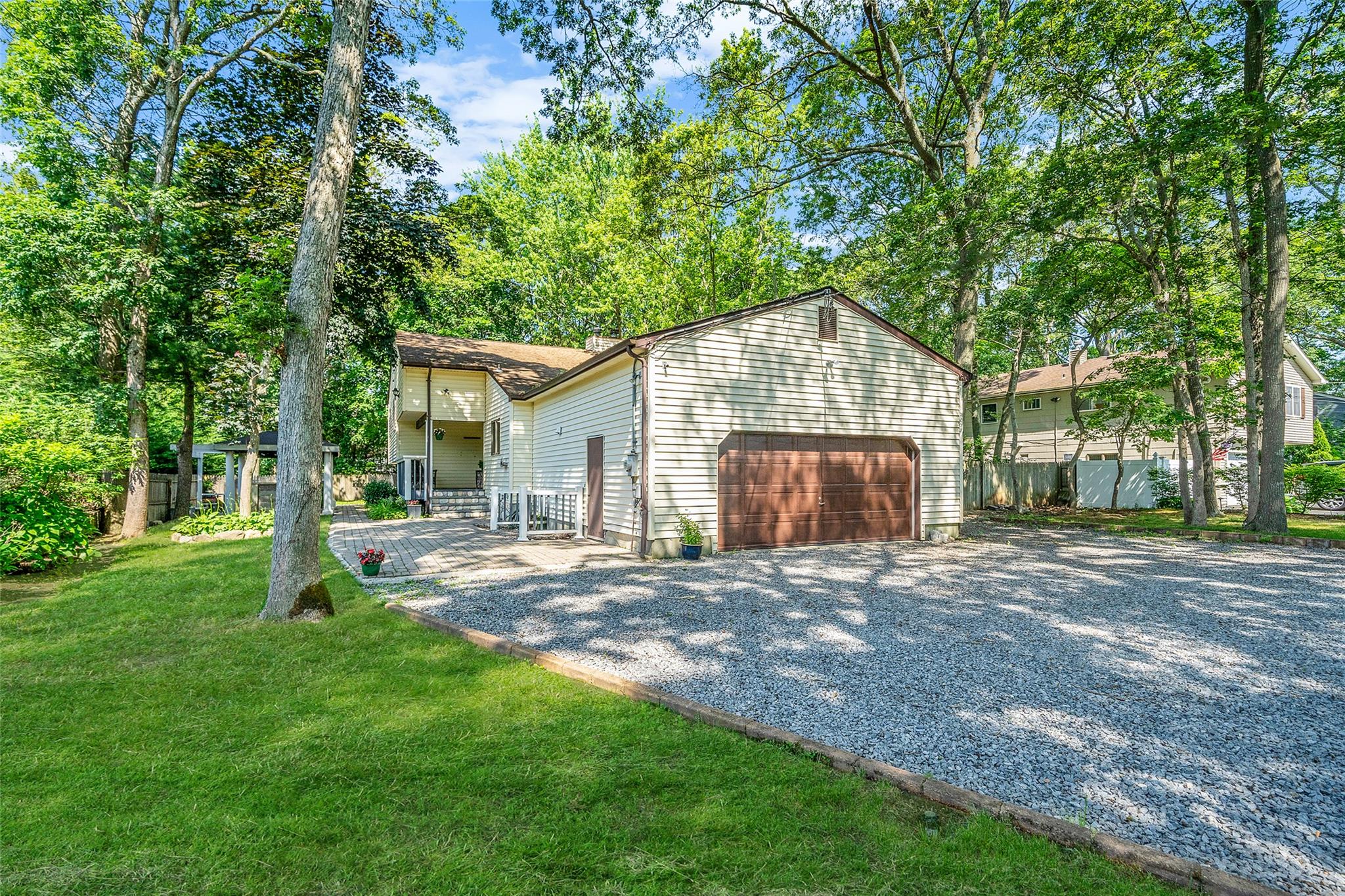 425 Puritan Dr, Shirley, NY 11967 - MLS 877903 - Coldwell Banker