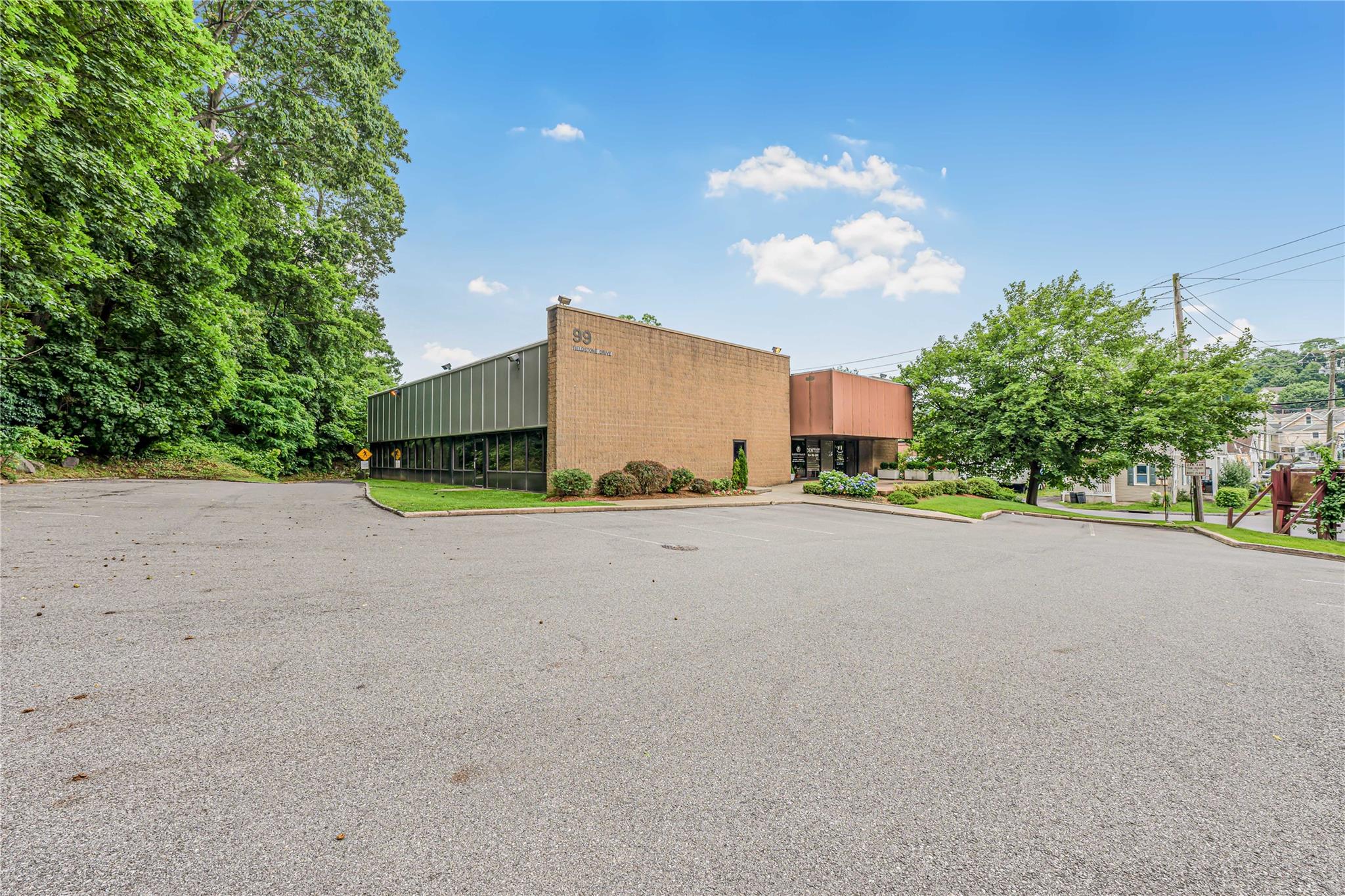 99 Fieldstone Dr, Hartsdale, NY 10530 - MLS 878814 - Coldwell Banker