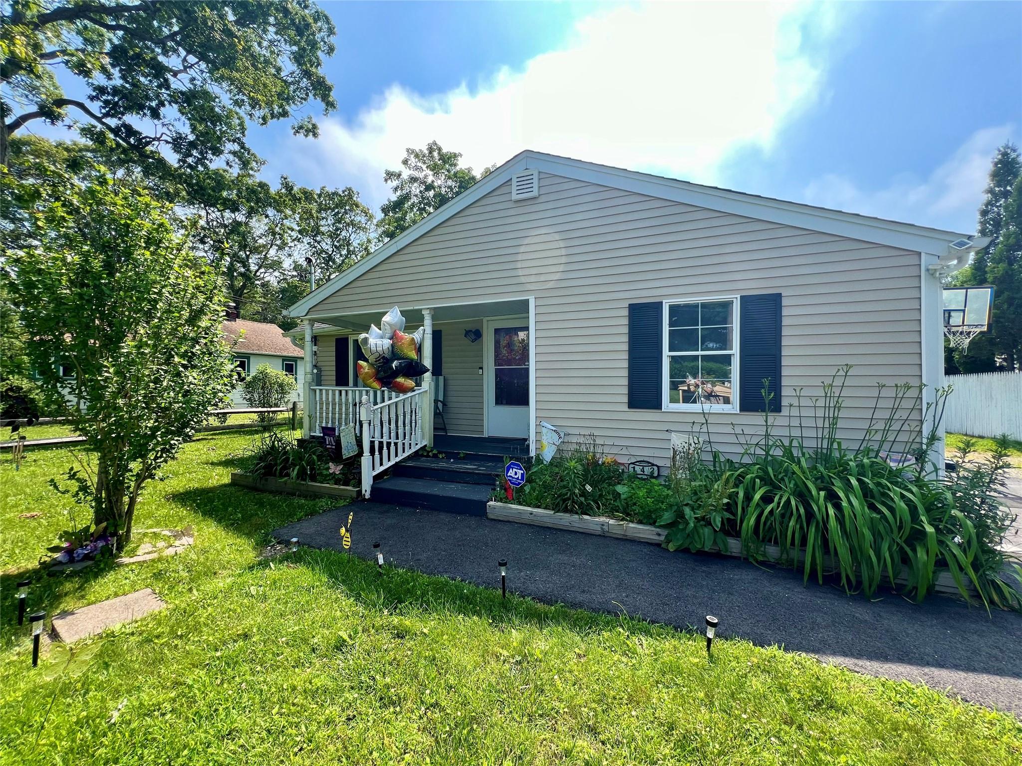 142 Daisy Dr, Mastic Beach, NY 11951 - MLS 882447 - Coldwell Banker