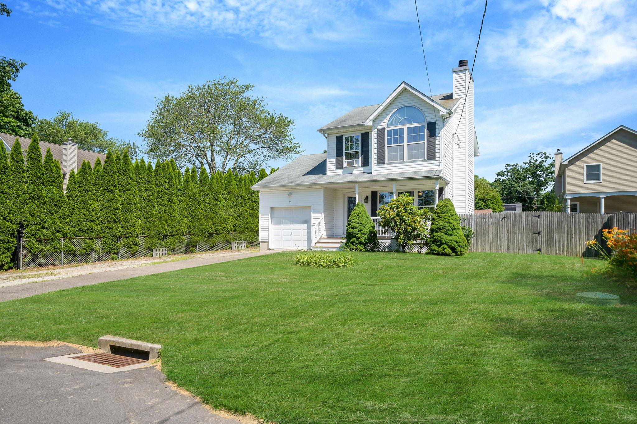 9 Ocean Ave, Mastic, NY 11950 - MLS 883619 - Coldwell Banker