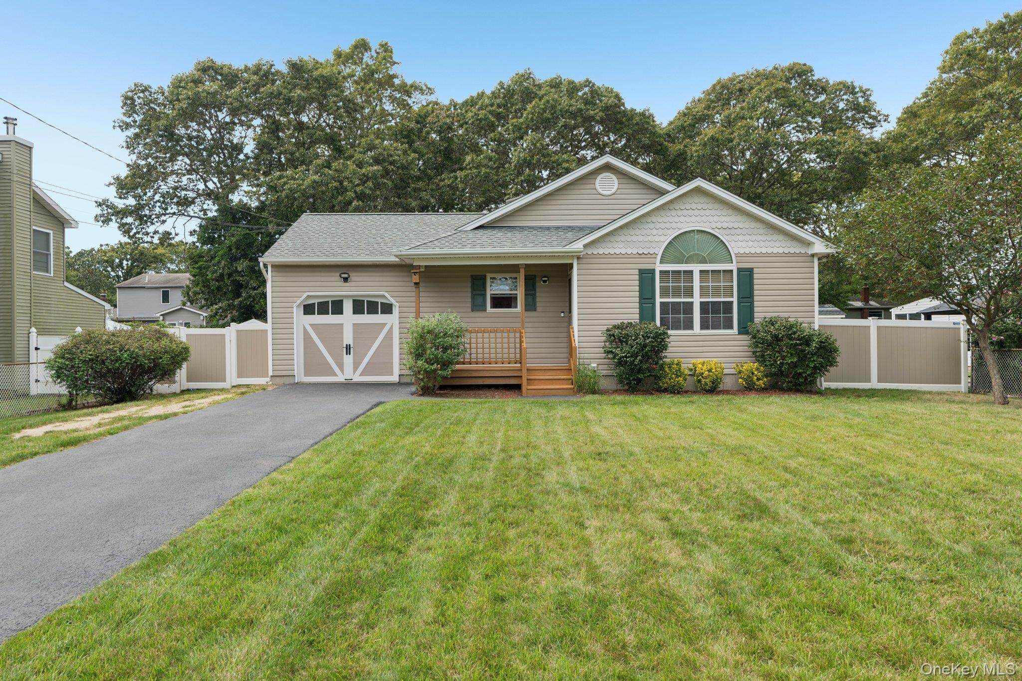 46 Broadway, Shirley, NY 11967 - MLS 913185 - Coldwell Banker