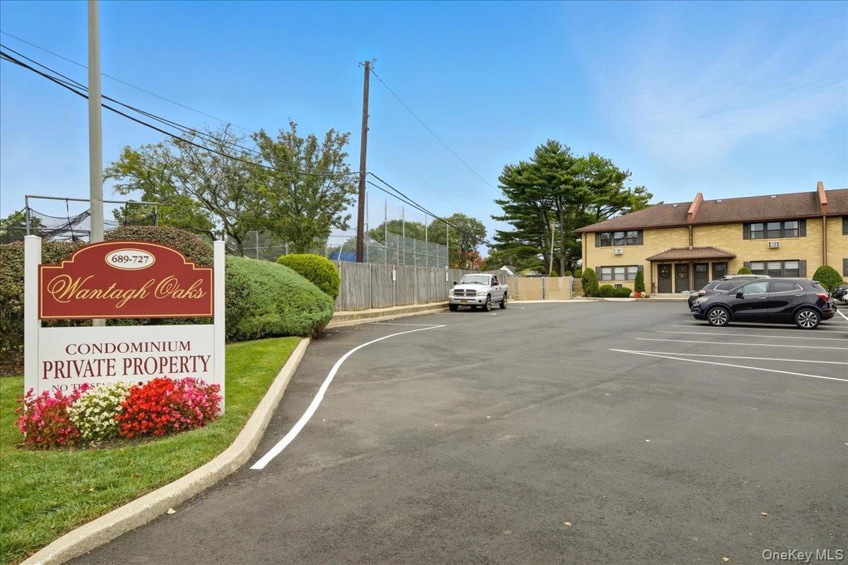 693 Wantagh Ave, Wantagh, NY 11793 - MLS 922987 - Coldwell Banker