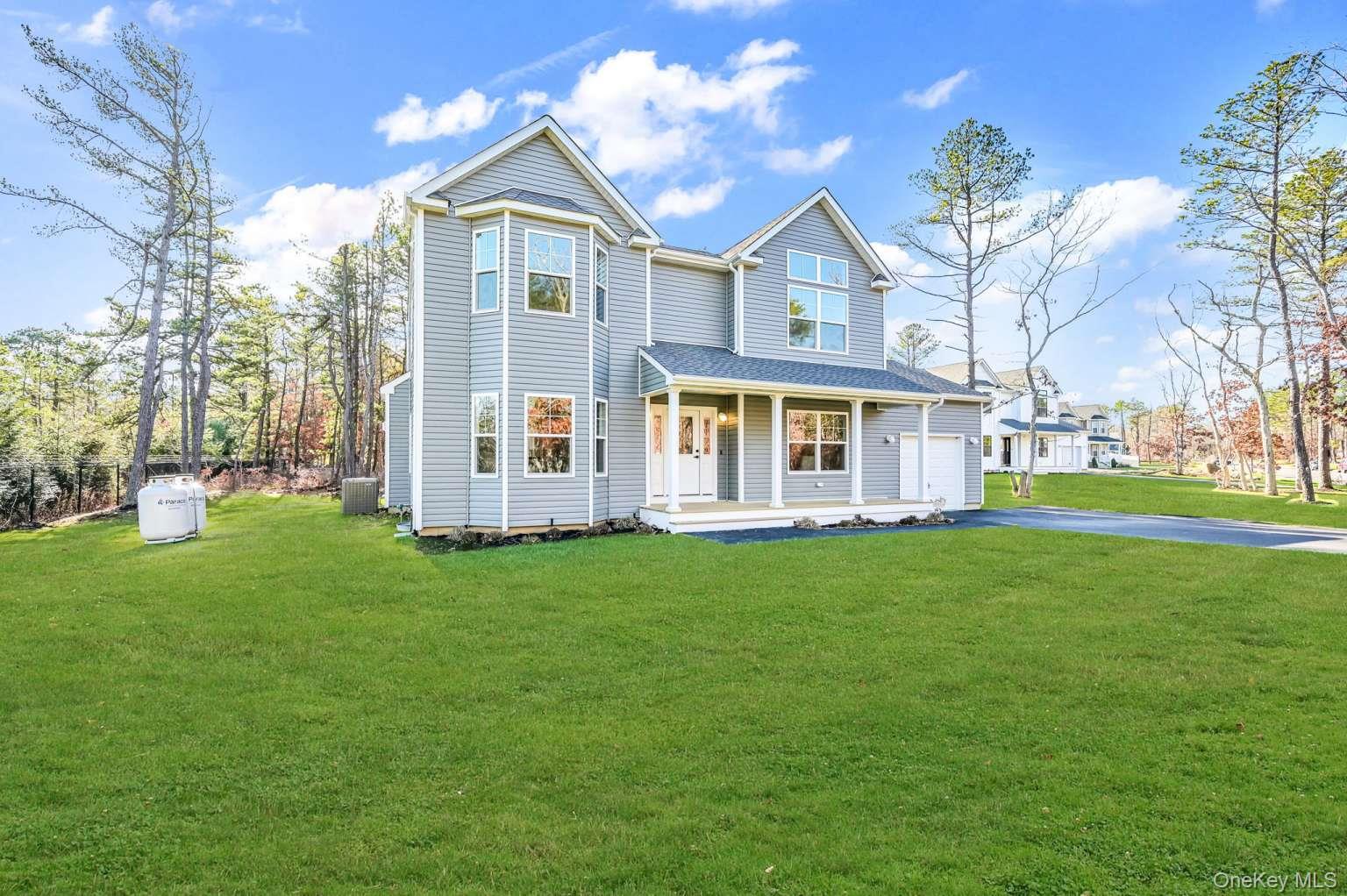 599 Robeson Pl, Medford, NY 11763 - MLS 929005 - Coldwell Banker