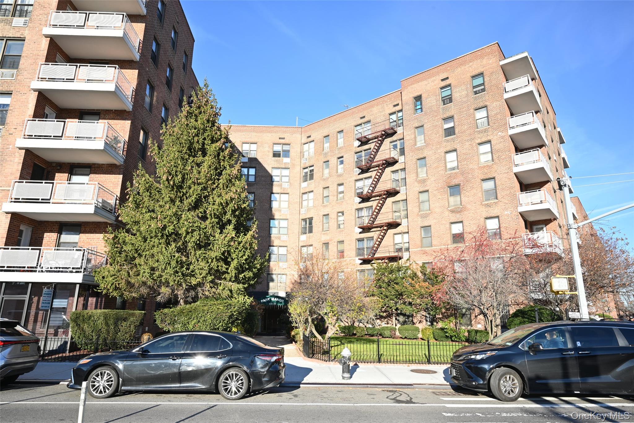 100-25 Queens Blvd #7M, Forest Hills, NY 11375 - MLS 940911 - Coldwell ...