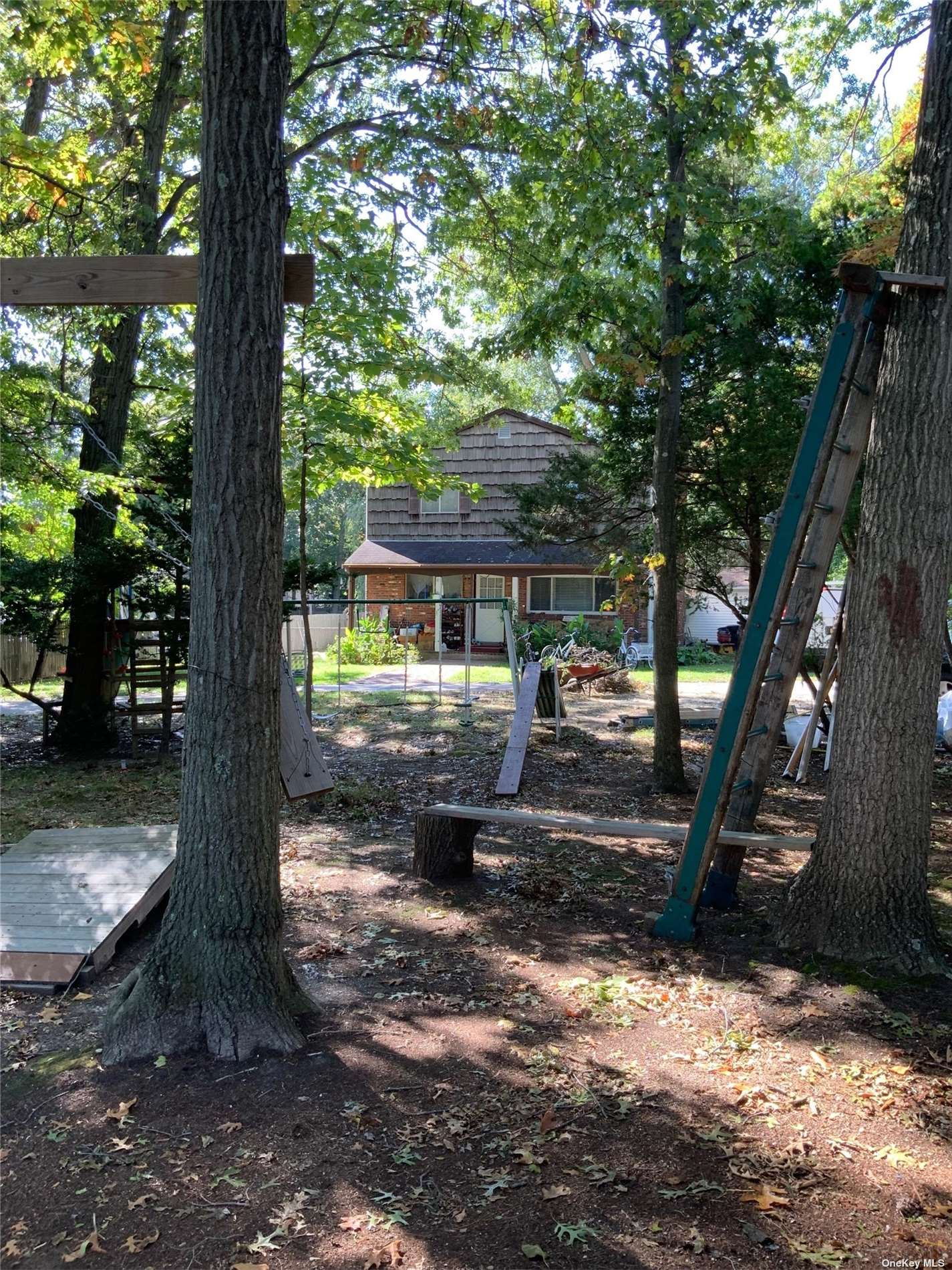 162 Kings Park Rd, Commack, NY 11725 - MLS L3436345 - Coldwell Banker
