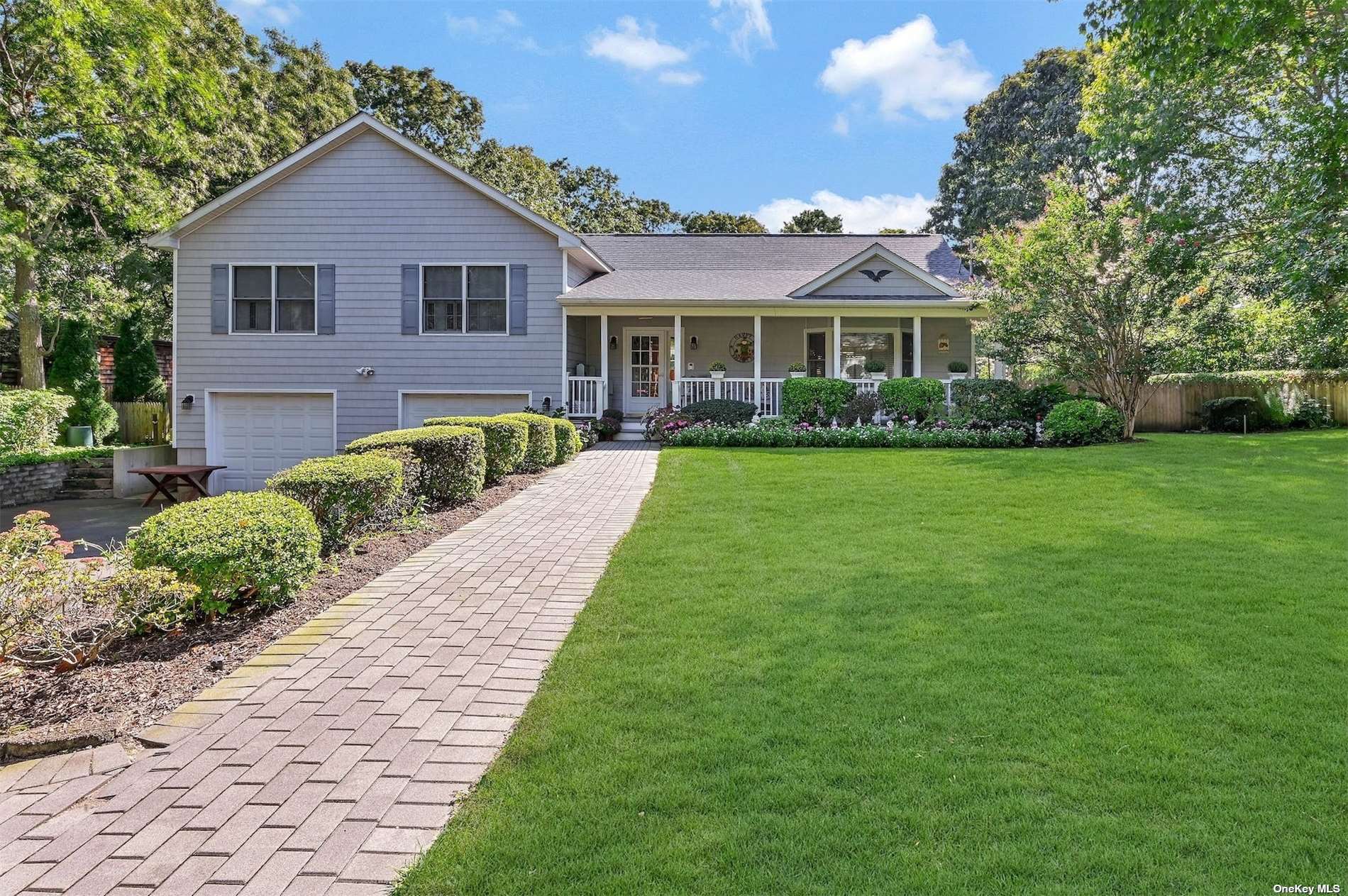 53 Norwood Rd Hampton Bays Ny 11946 Mls L3509558 Coldwell Banker
