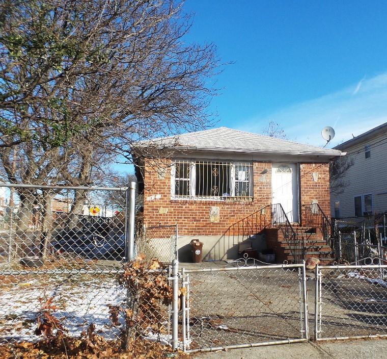 222-05 135th Ave, Springfield Gardens, NY 11413 - MLS 807716 - Coldwell ...