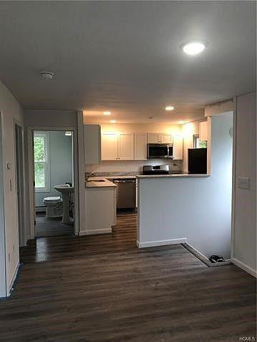 668 S Drury Ln #2, Rock Tavern, NY 12575 - MLS 825204 - Coldwell Banker