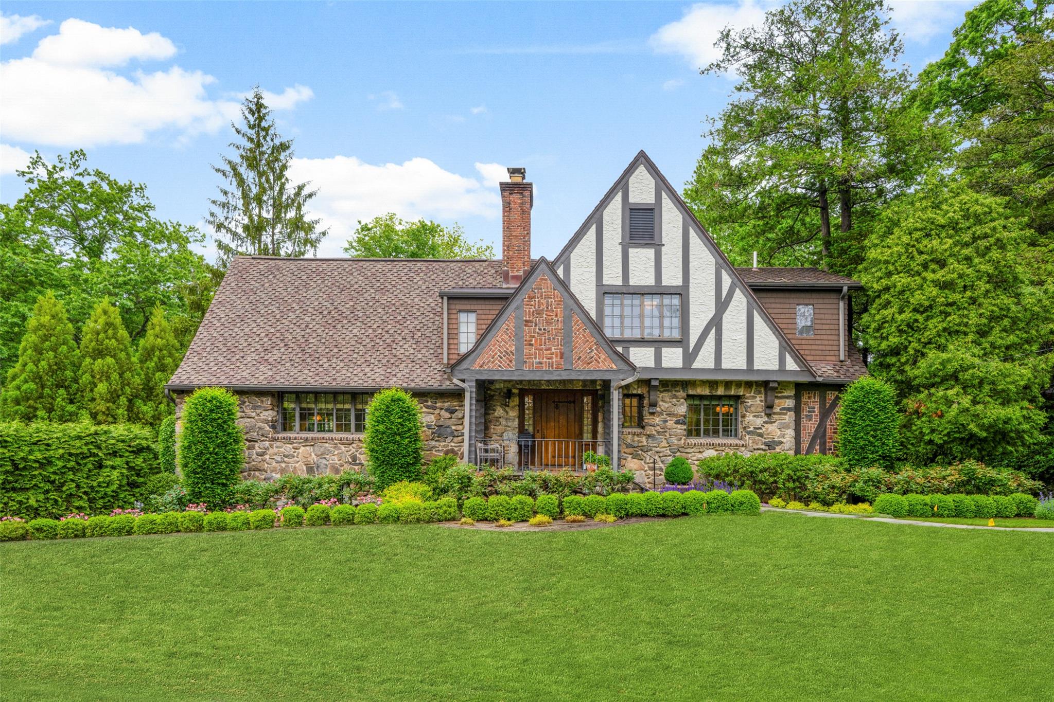 27 Greenhaven Rd, Rye, NY 10580 - MLS 829077 - Coldwell Banker