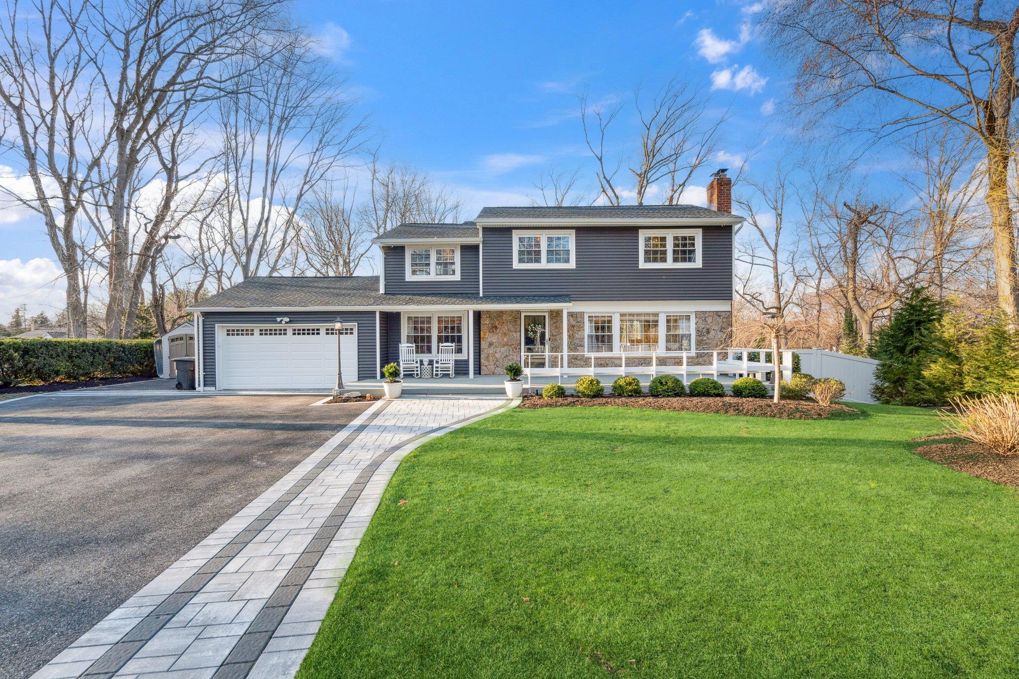 5 Potter Ct, Smithtown, NY 11787 - MLS 840563 - Coldwell Banker