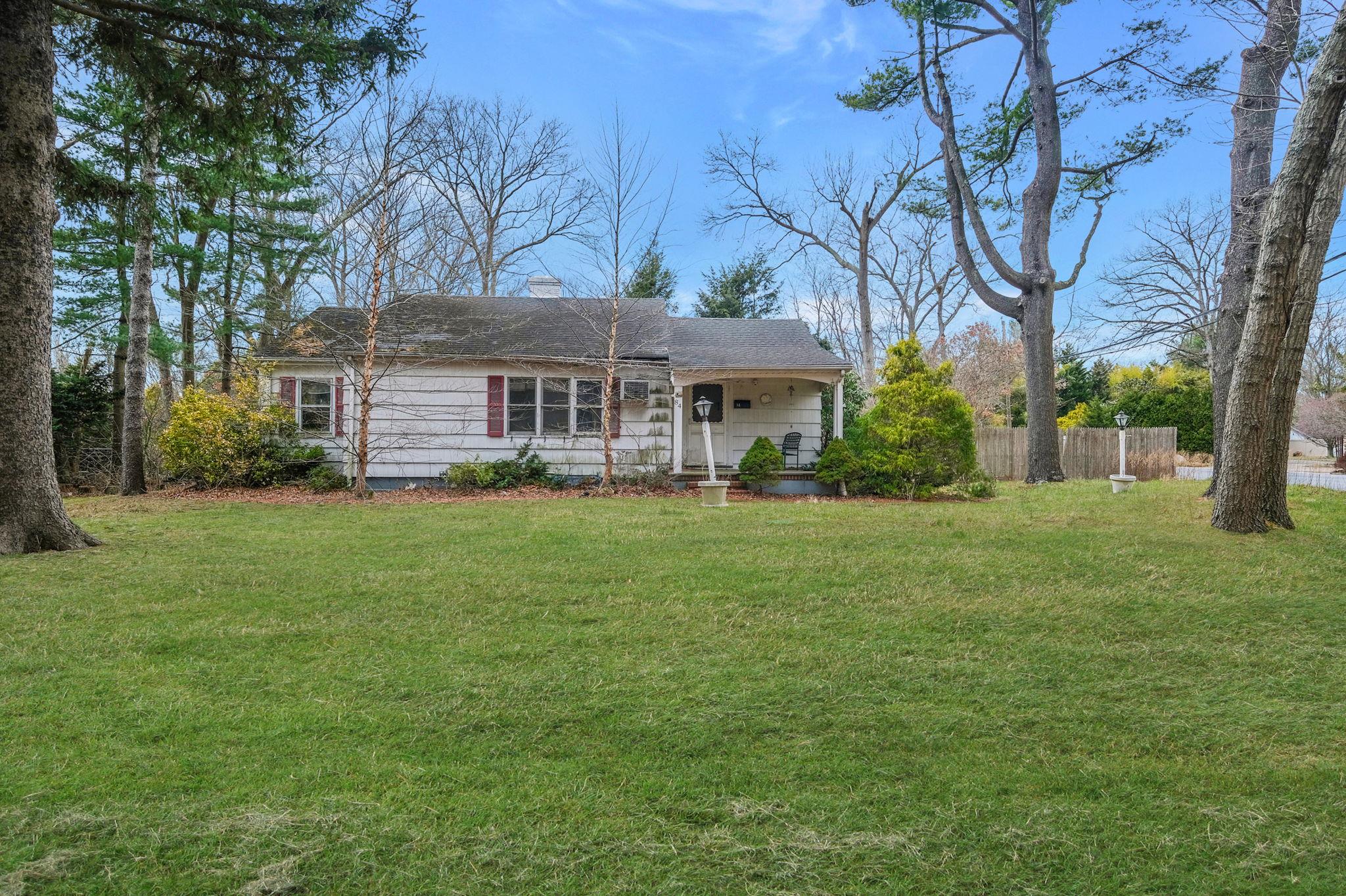 84 Landview Dr, Dix Hills, NY 11746 - MLS 841713 - Coldwell Banker