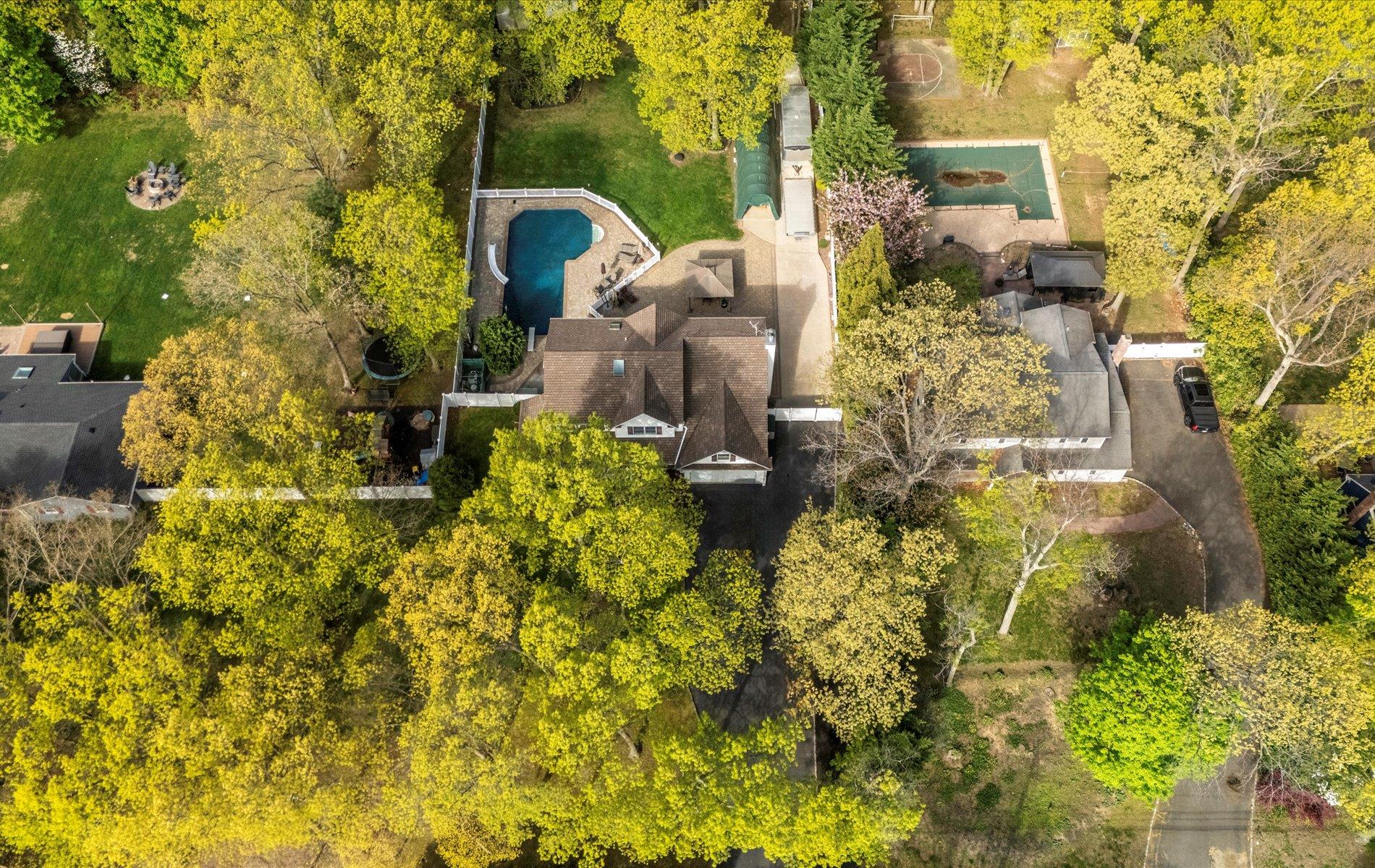 144 Kings Park Rd, Commack, NY 11725 - MLS 853559 - Coldwell Banker