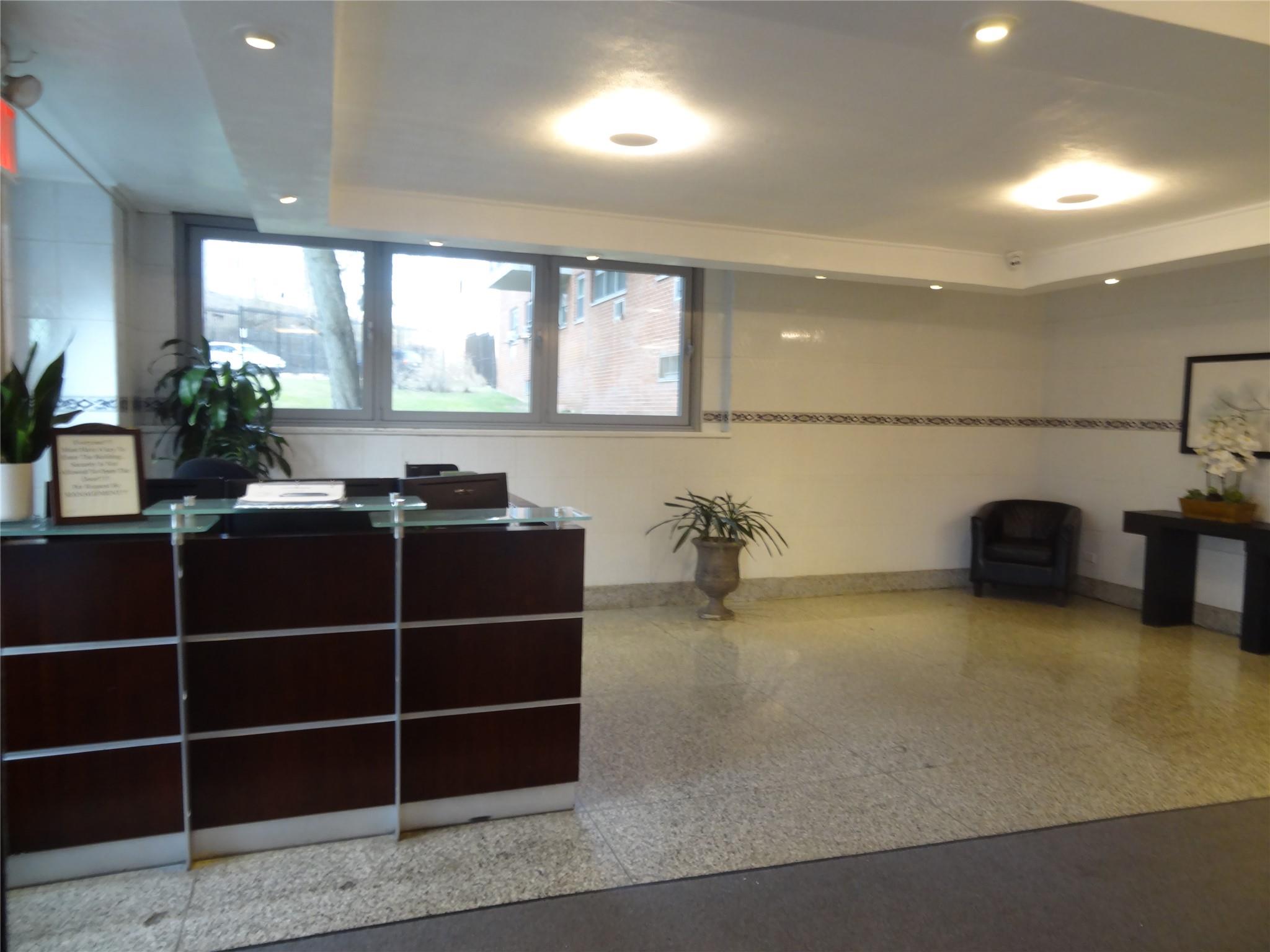 3410 De Reimer Ave #2B, Bronx, NY 10475 - MLS 882403 - Coldwell Banker