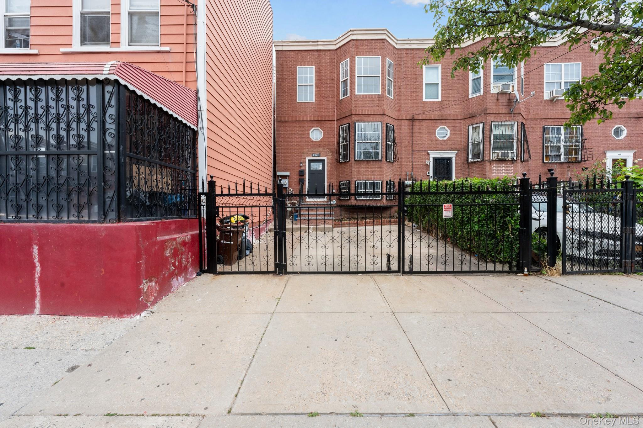1070 Kelly St, Bronx, NY 10459 - MLS 886940 - Coldwell Banker