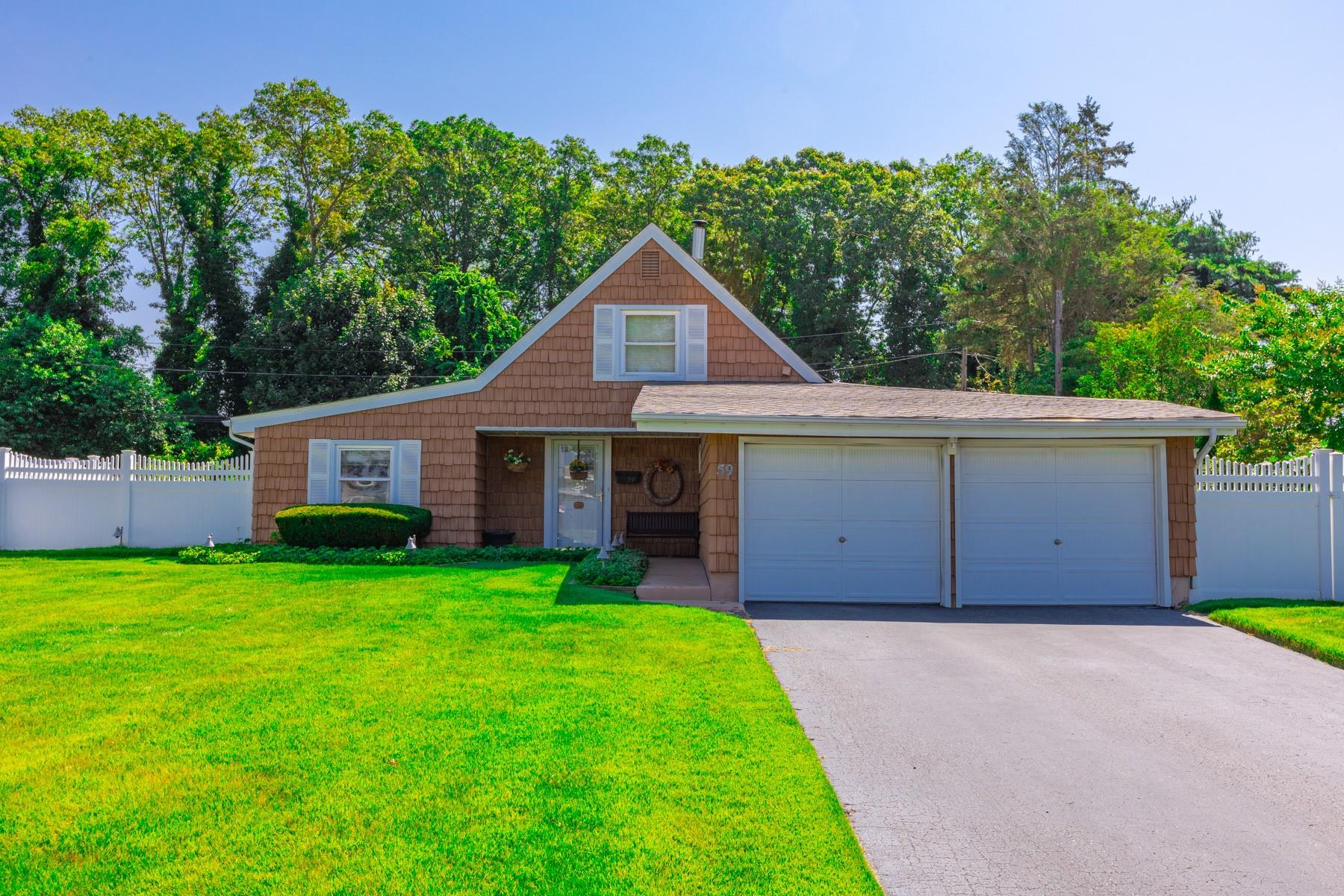 59 Snowberry Ln, Islandia, NY 11749 - MLS 894296 - Coldwell Banker