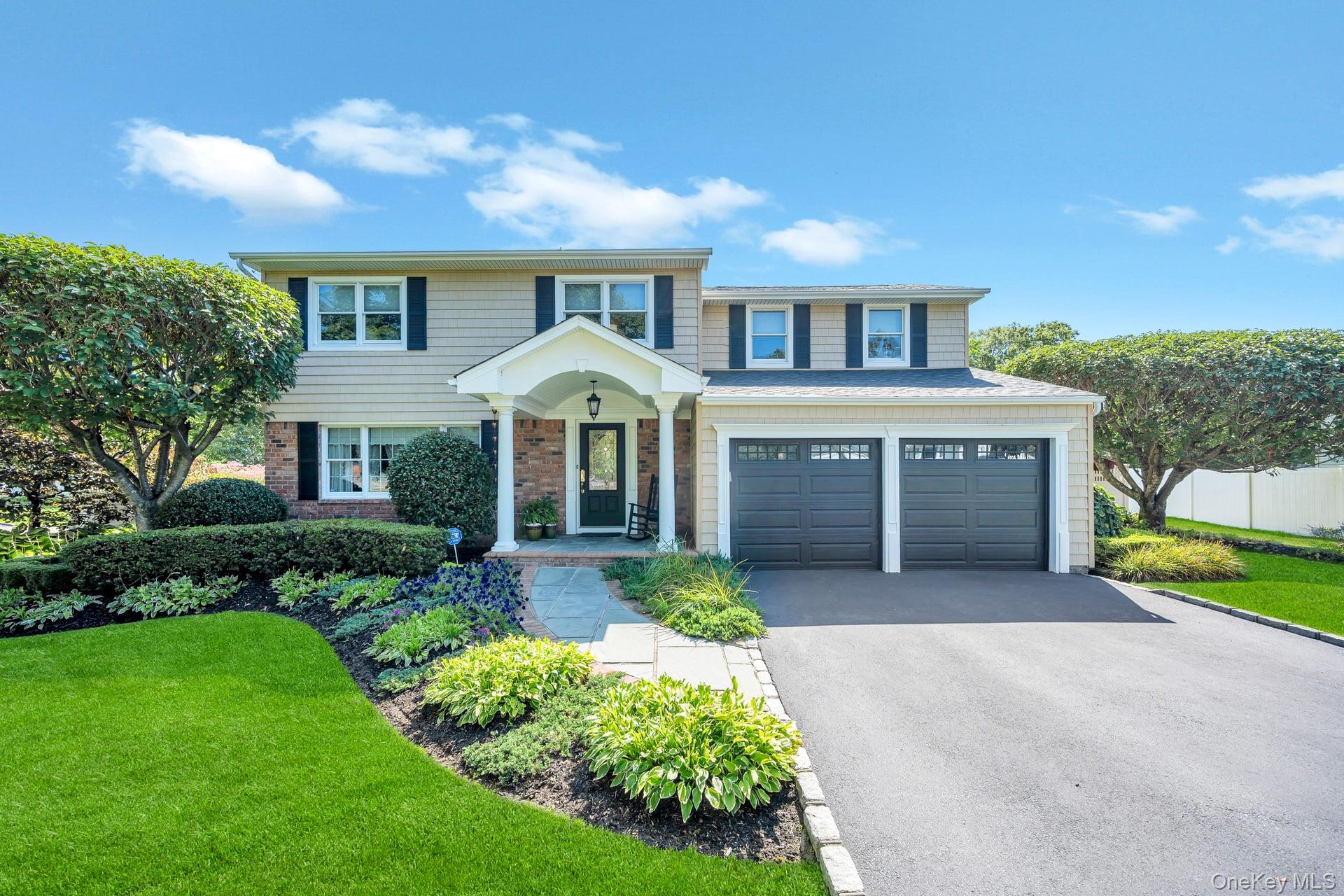 13 Garvey Dr, Hauppauge, NY 11788 - MLS 903847 - Coldwell Banker