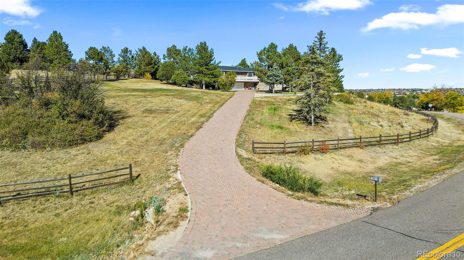 19923 E Long Ave, Centennial, CO 80016 - MLS 8289425 - Coldwell Banker