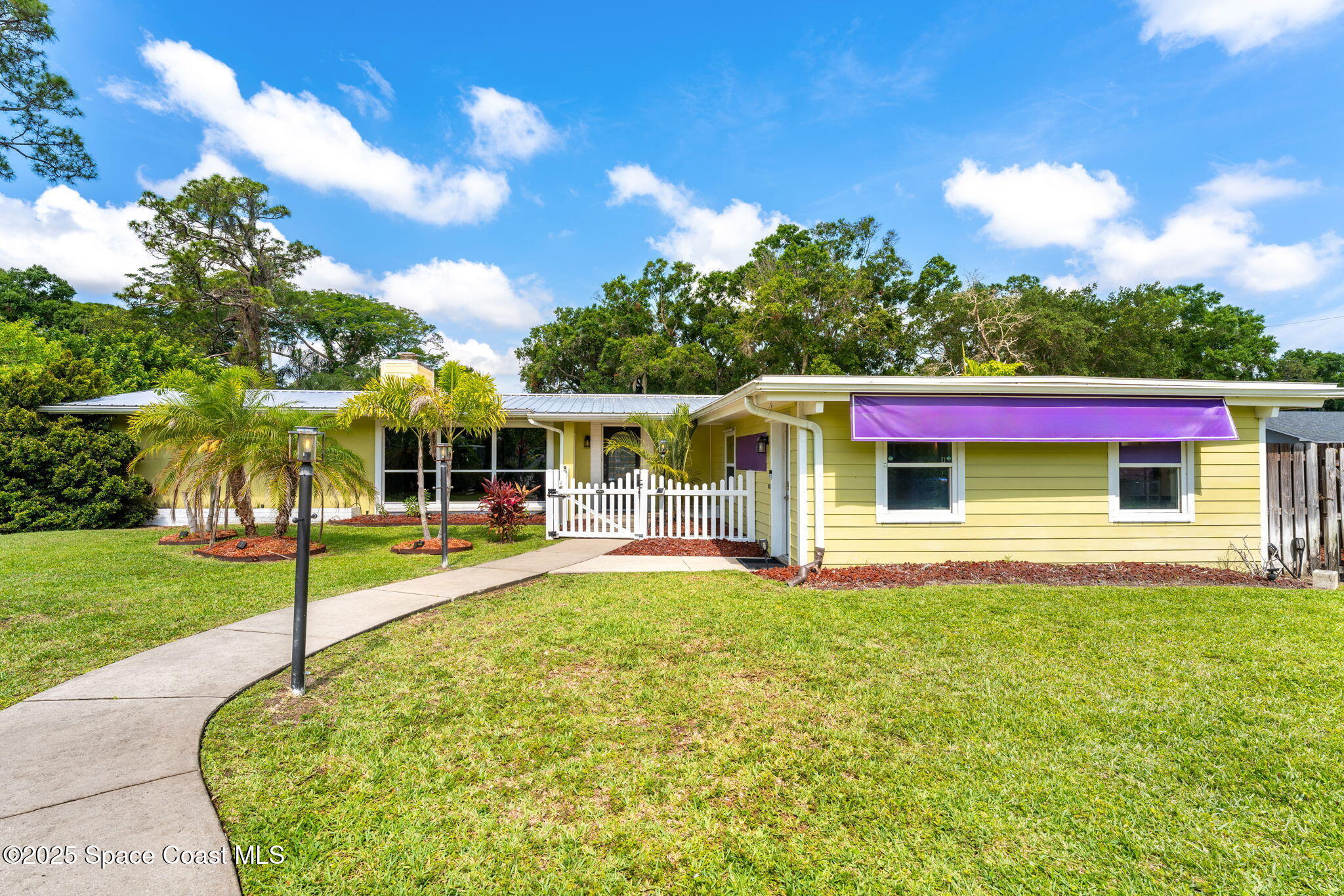 996 S Wickham Rd, West Melbourne, FL 32904 - MLS 1047115 - Coldwell Banker