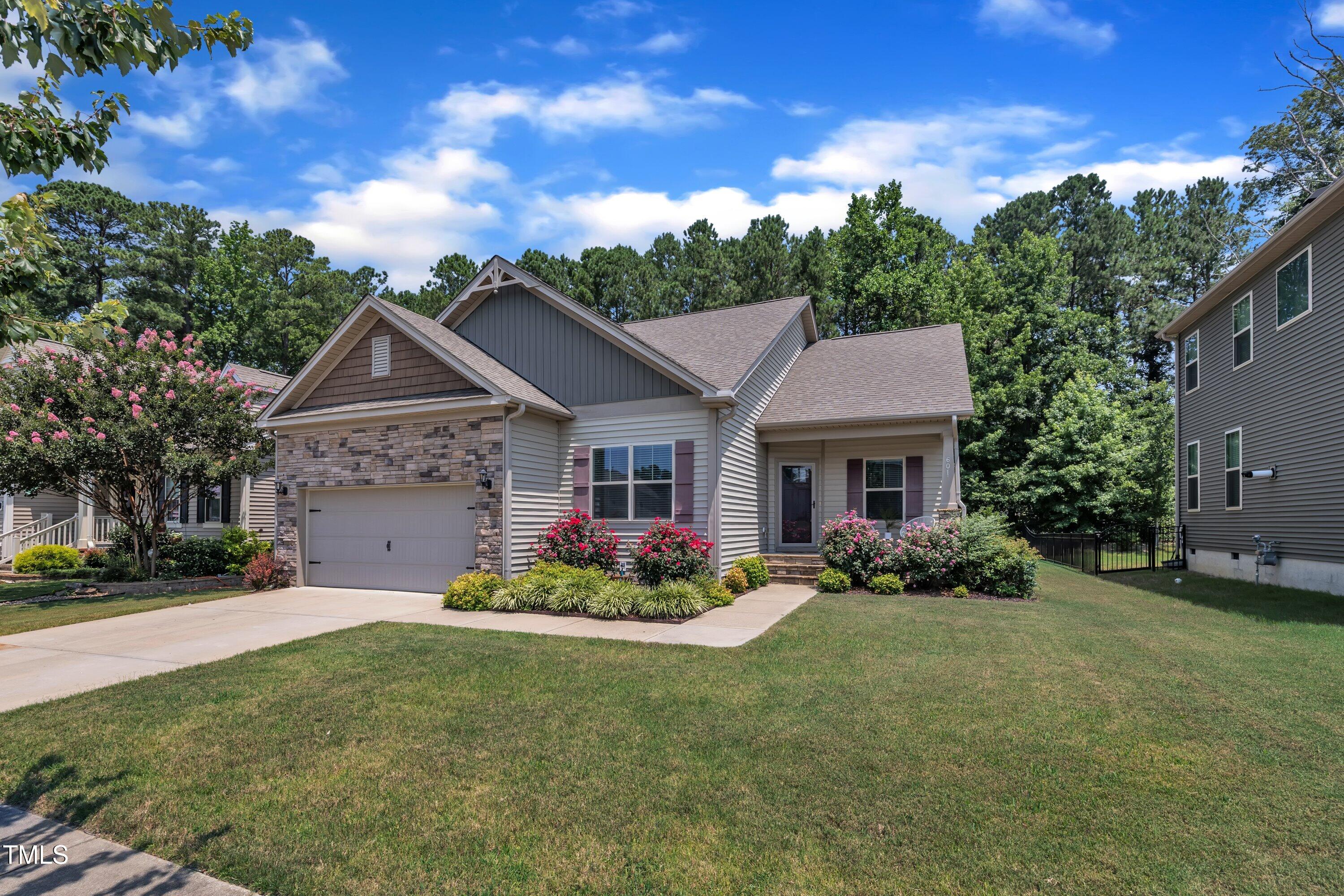 601 Minerva Dale Dr, Fuquay Varina, NC 27526 - MLS 10106098 - Coldwell ...