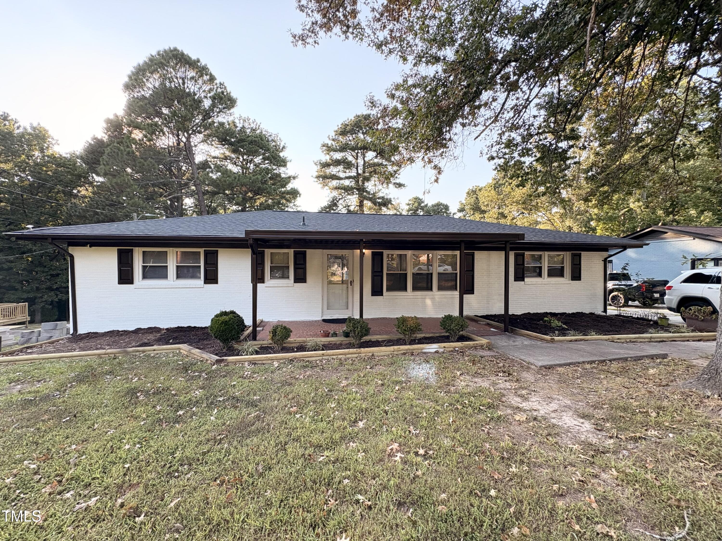 806 Lindley Dr Dr, Durham, NC 27703 - MLS 10120932 - Coldwell Banker