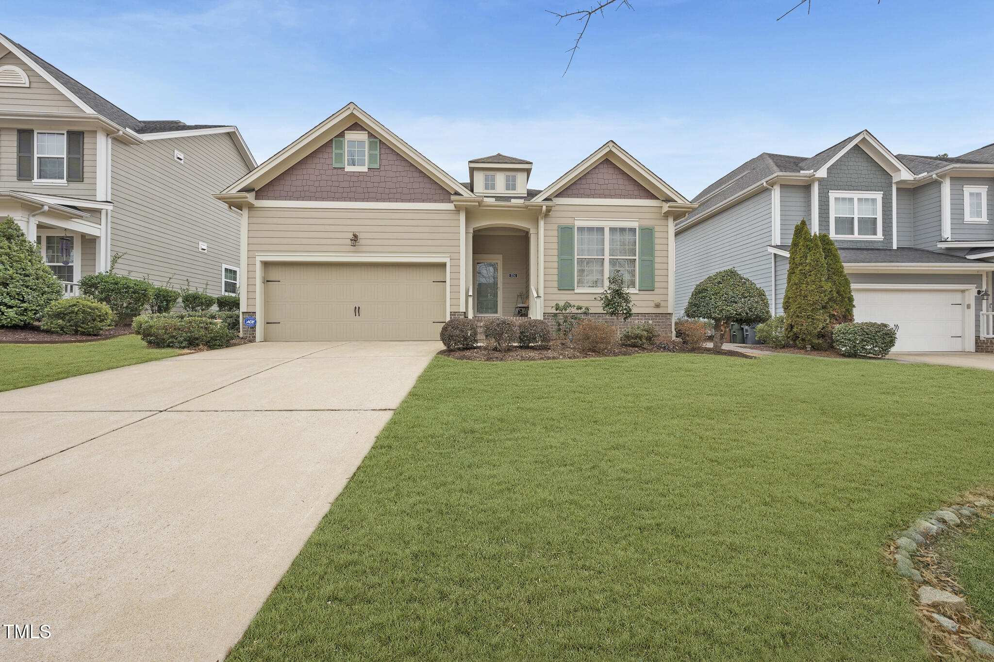 724 Ancient Oaks Dr, Holly Springs, NC 27540 - MLS 10075382 - Coldwell Banker