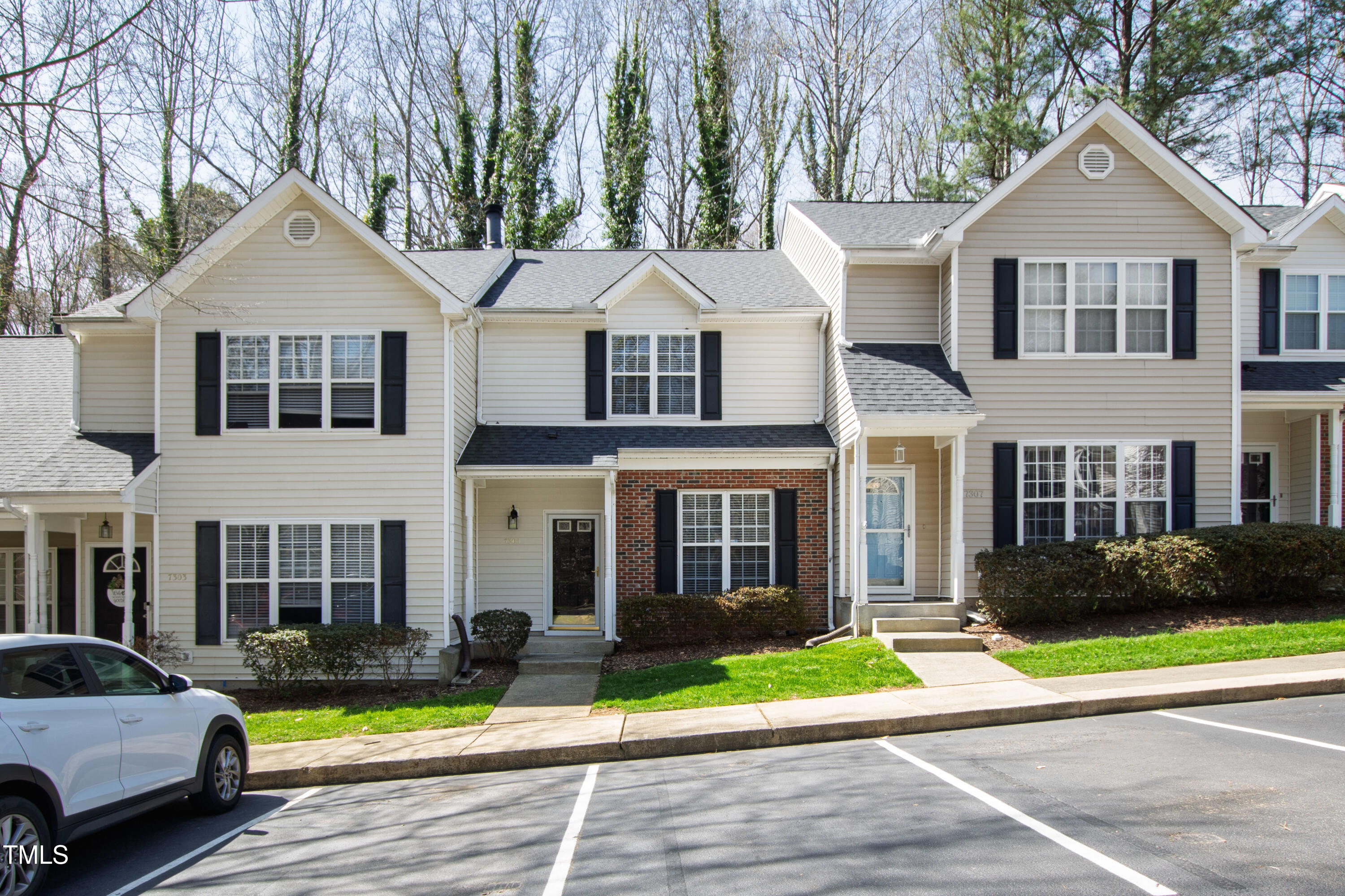 7305 Bonnie Ridge Ct, Raleigh, NC 27615 - MLS 10083664 - Coldwell Banker